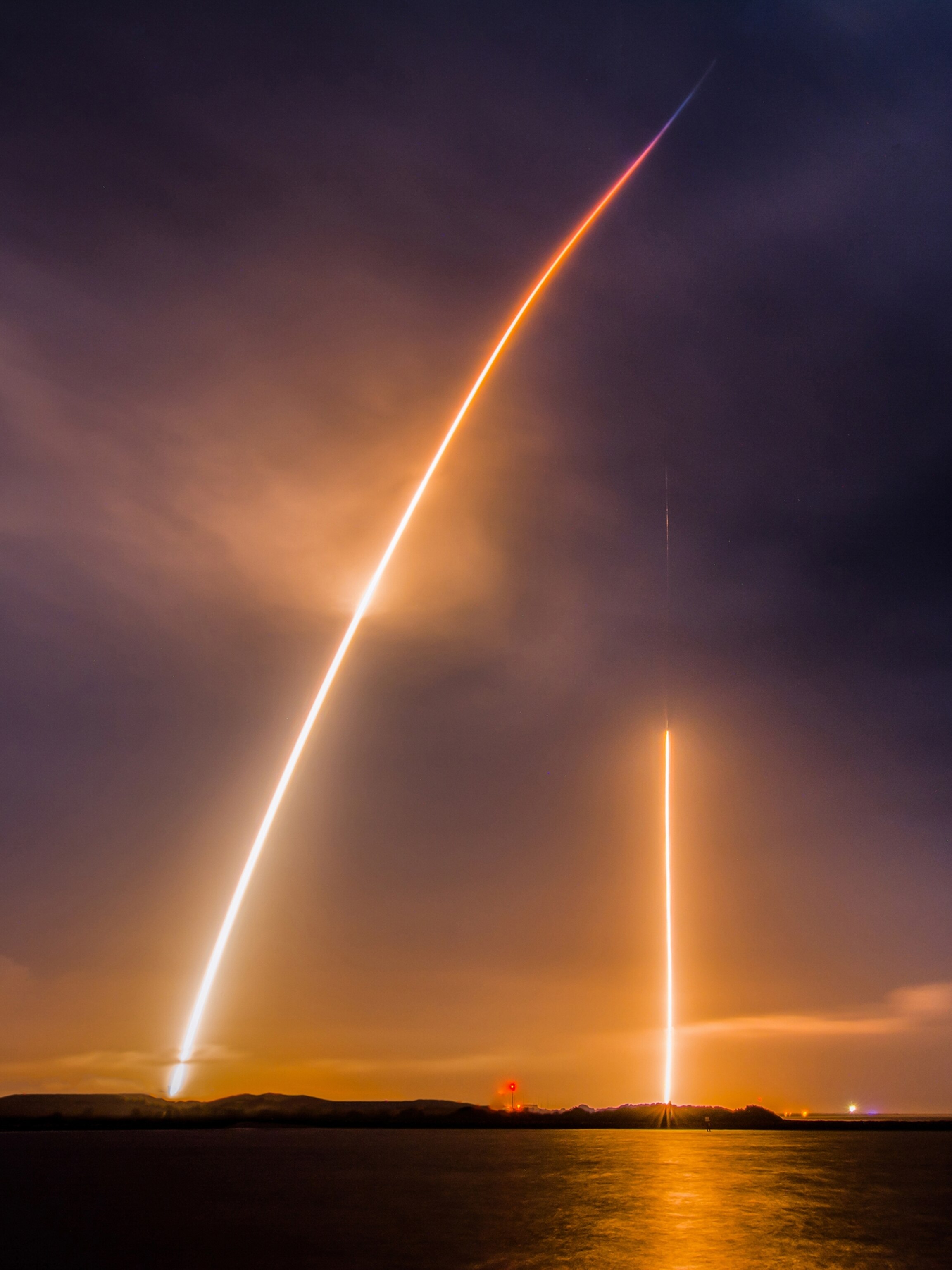 This Teenager Photographs Dramatic Rocket Launches