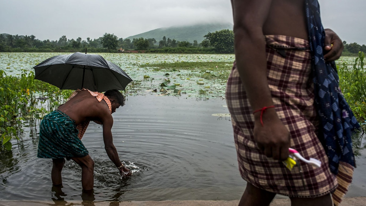 How a Photographer Showed Why We Need Toilets and Sanitation | National ...