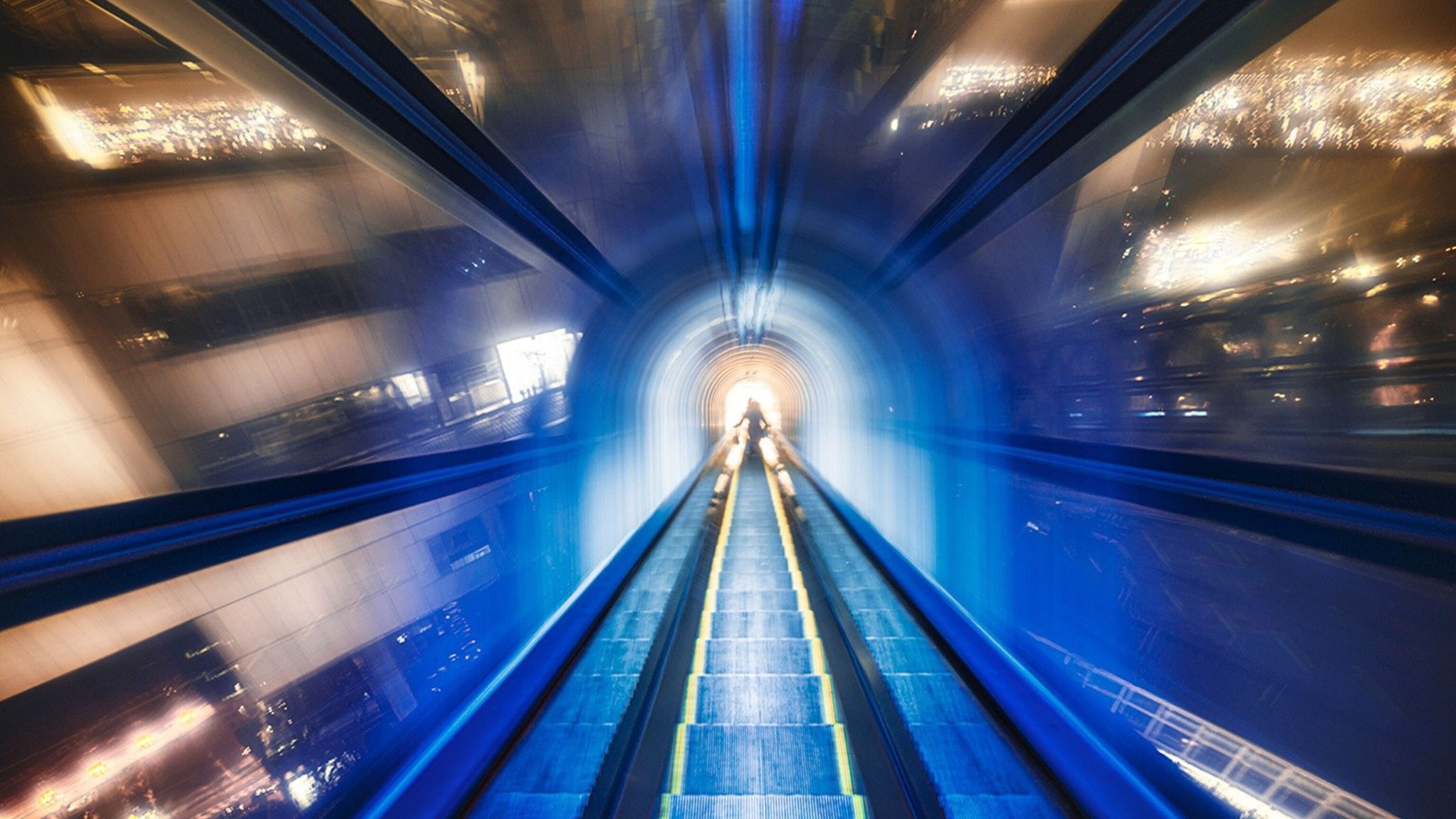 18 Surreal City Photos Suggest the Future Has Arrived