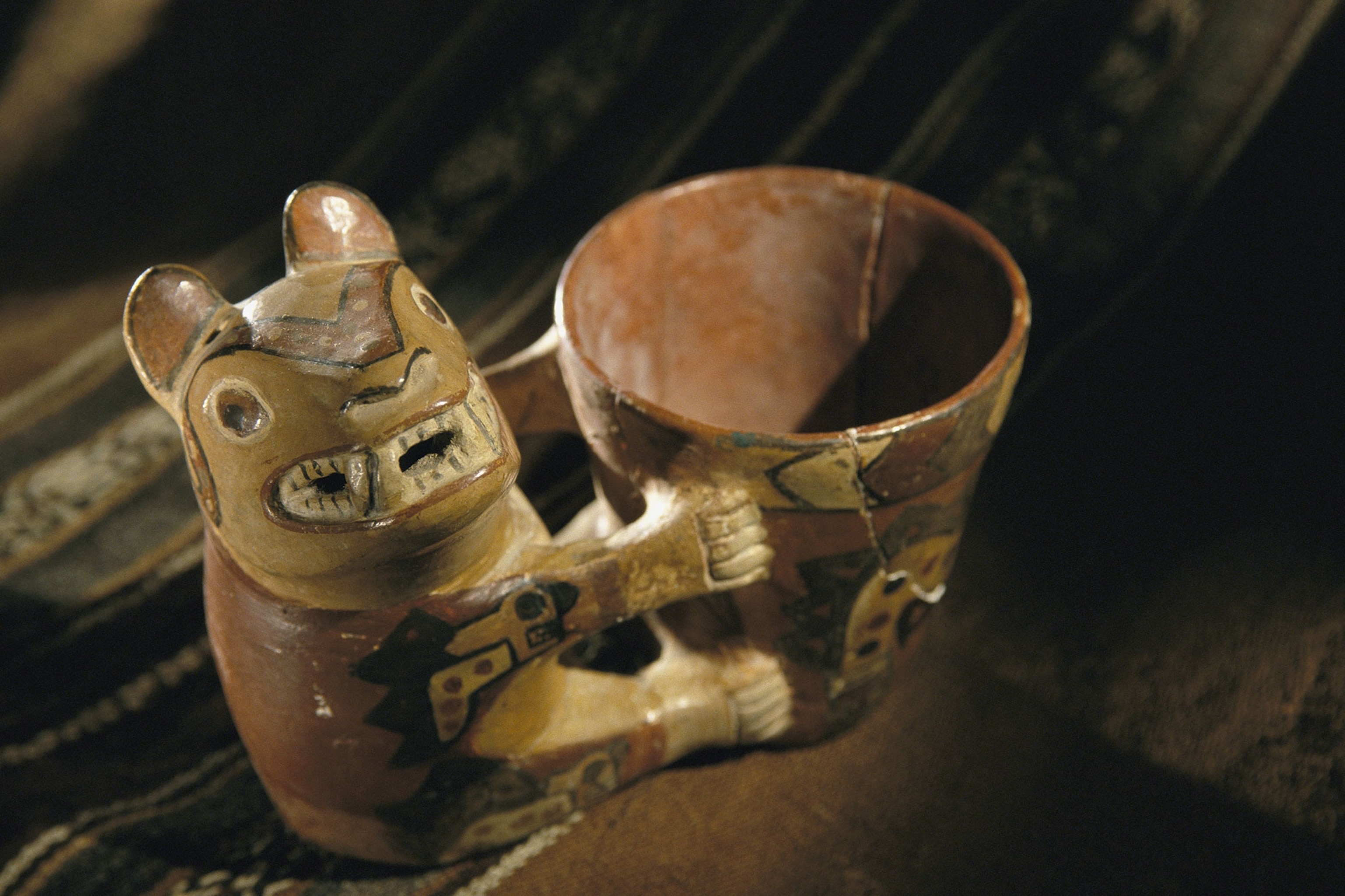 Beer diplomacy practiced in dying days of Wari empire, artifacts reveal