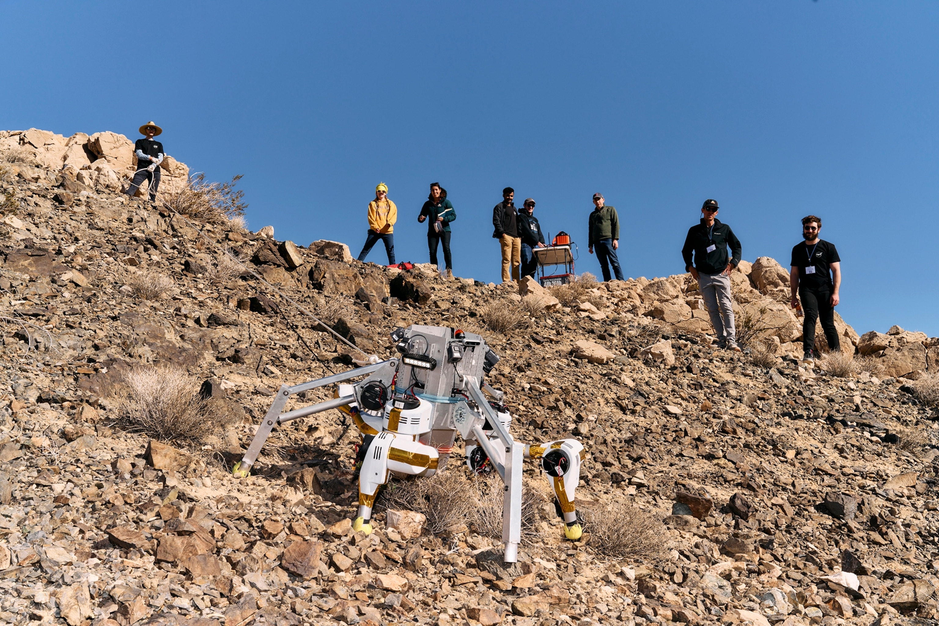 'Snakes' on the moon? These helpers could soon join our lunar mission.