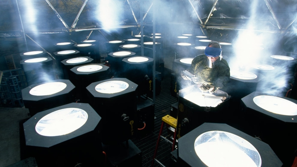 Light Article, Photonics Information, Star Creation Facts -- National ...