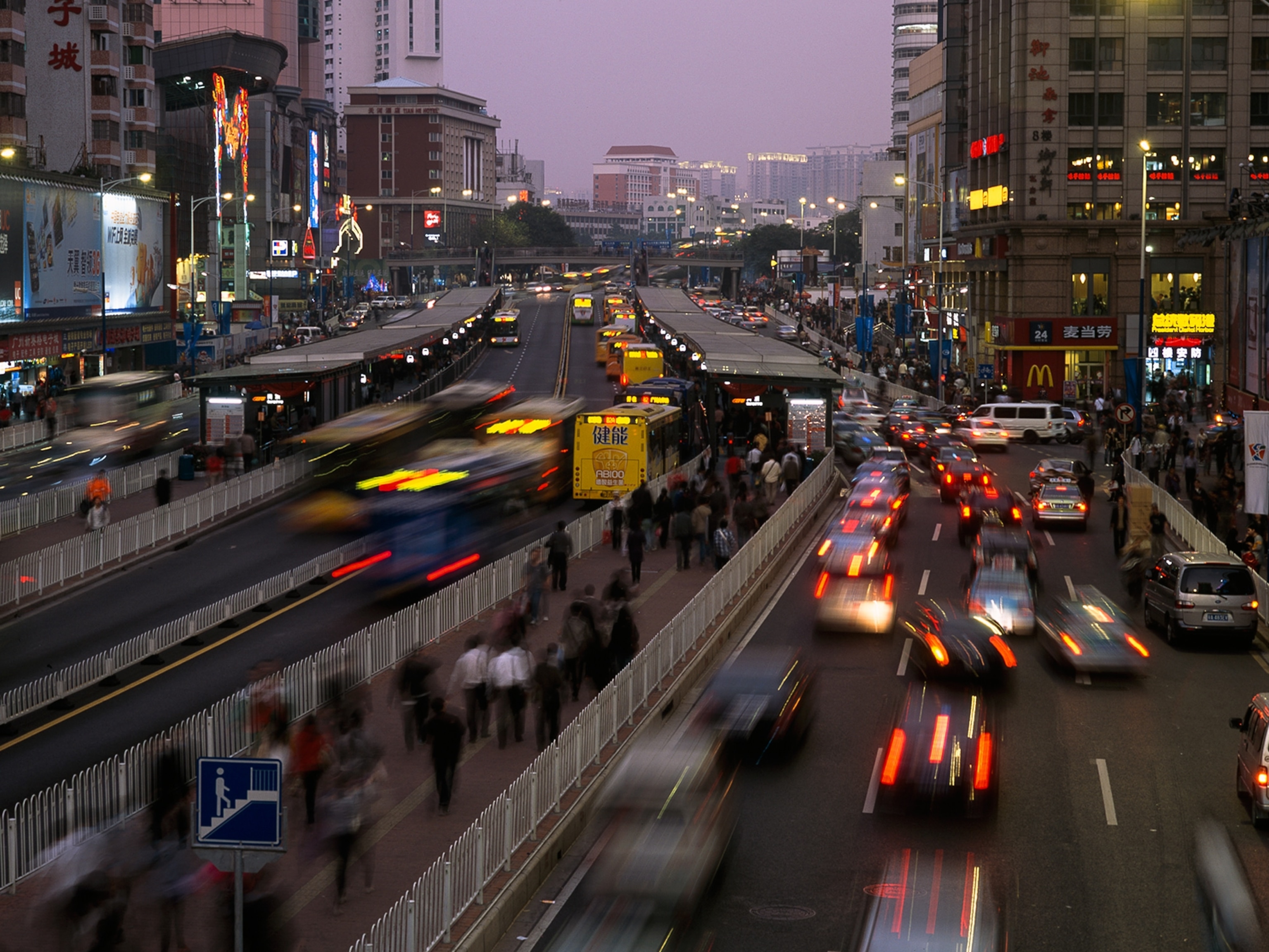 IEA Report Offers Prescription to Ease Urban Transit Congestion ...