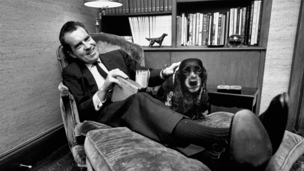 Pictures Capture the Bond Between Politicians and Their Dogs | National ...