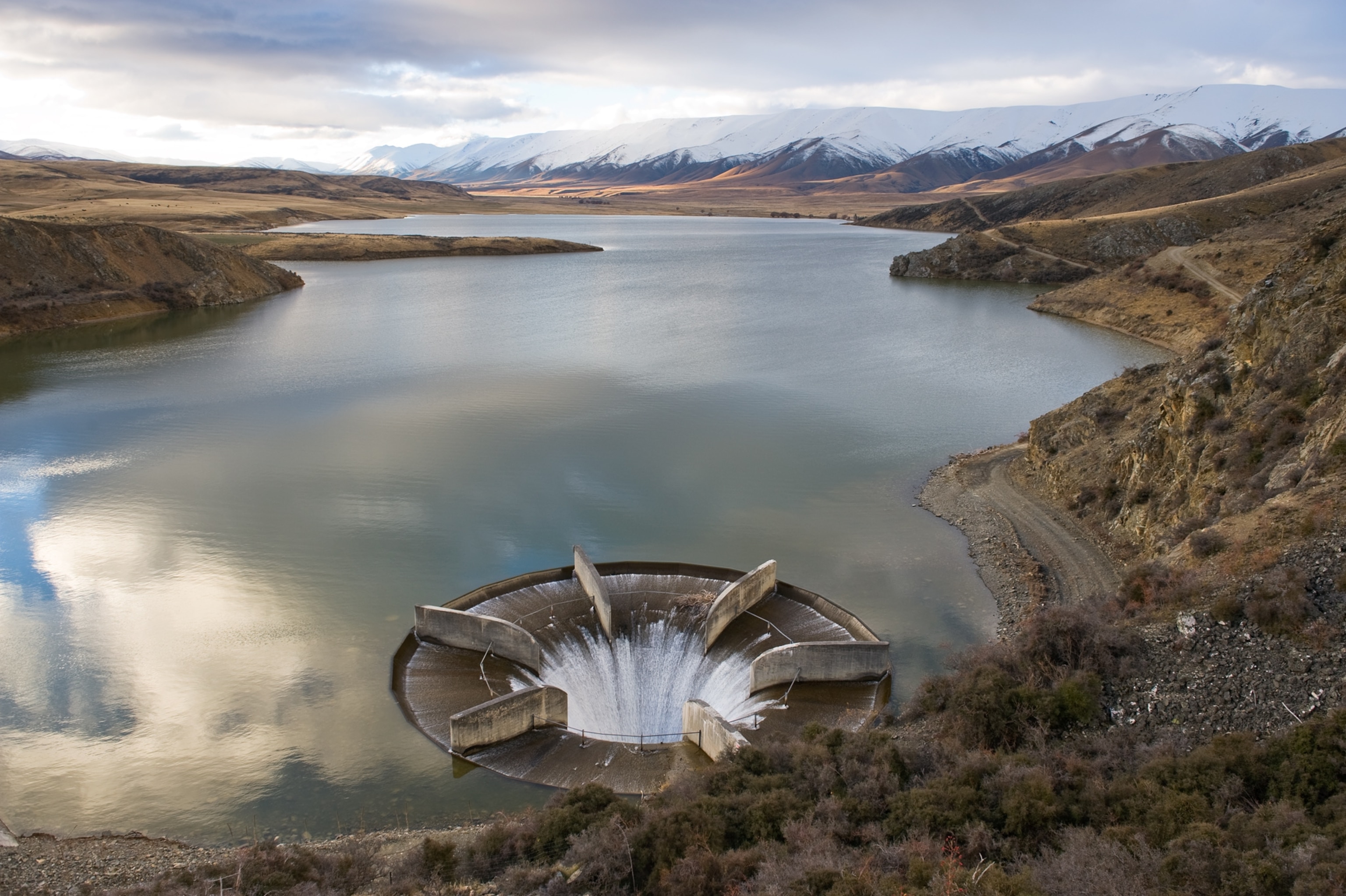 Global Renewable Energy On Track to Soon Eclipse Natural Gas, Nuclear ...