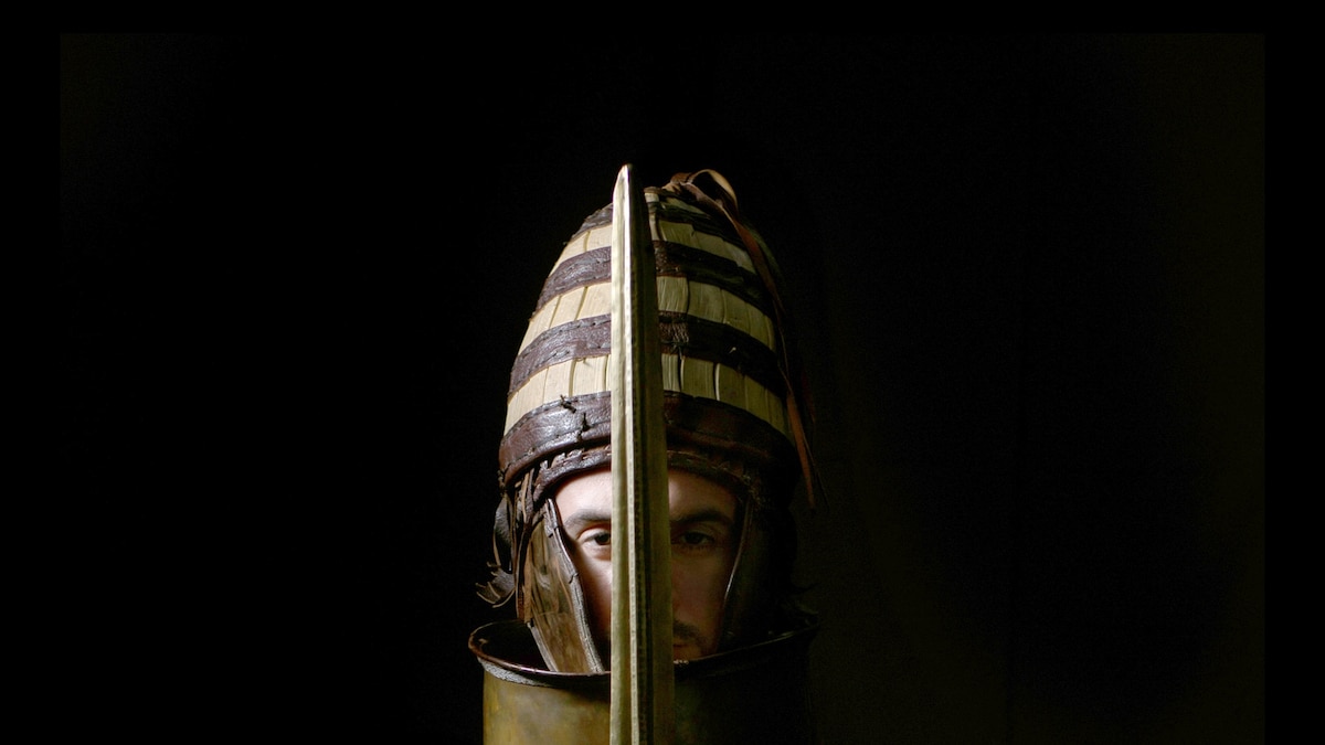 These modern soldiers put Bronze Age armor to the test–how did it hold ...