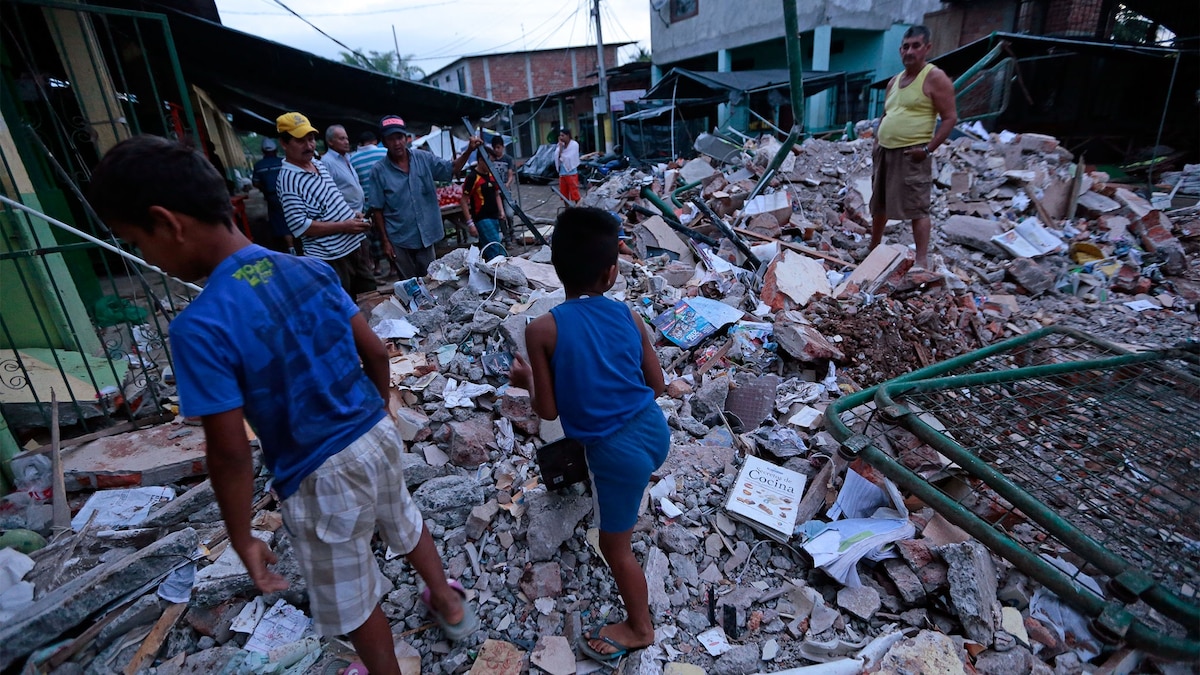 Ecuador's Deadly Earthquake in Pictures | National Geographic