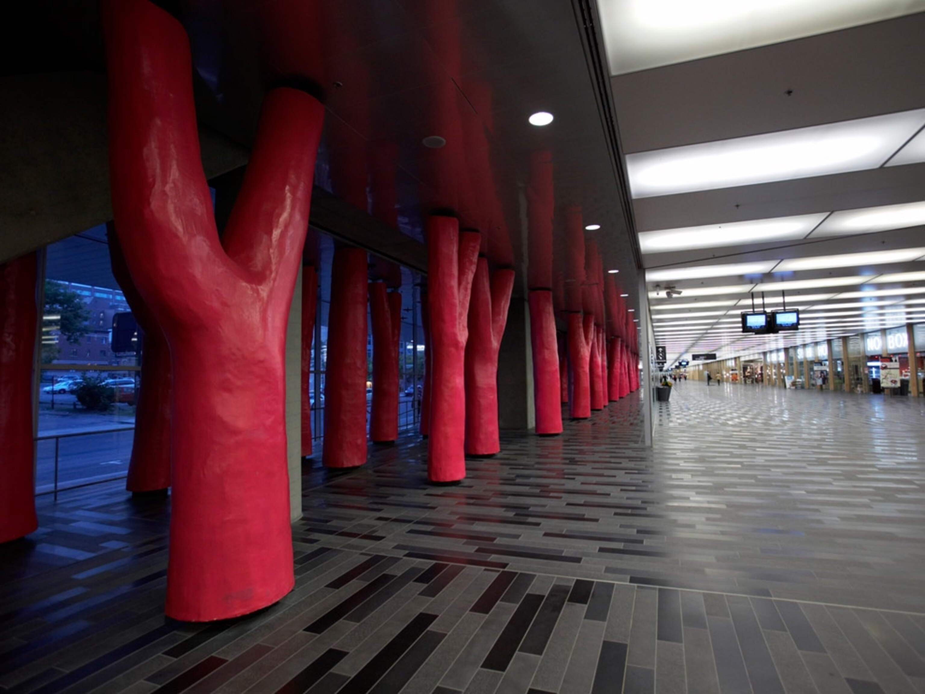 Montreal Photos -- National Geographic's Ultimate City Guides