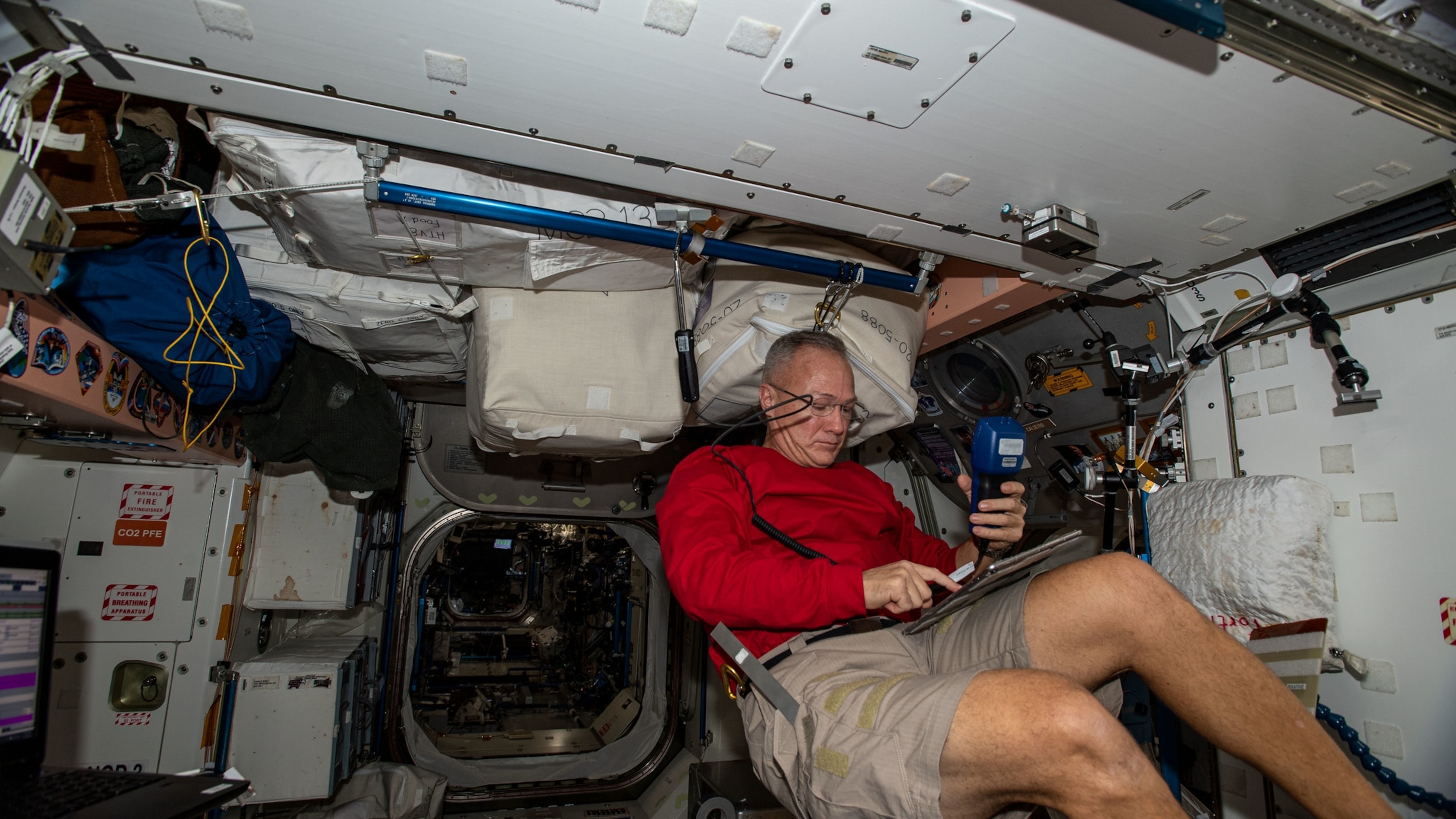Inside Space Shuttle Bed