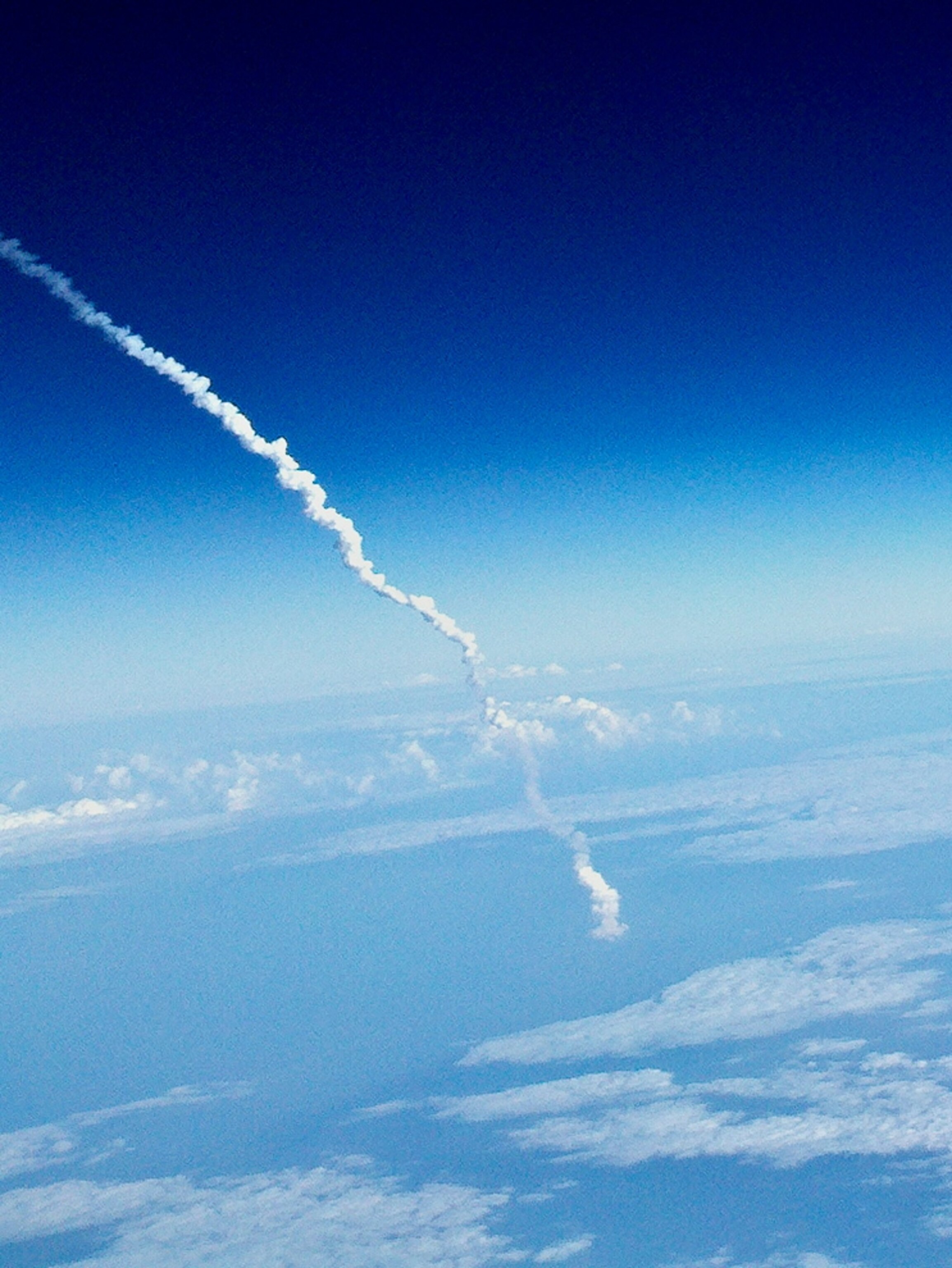 Pictures: Discovery Launch Seen via Miles-High Balloon