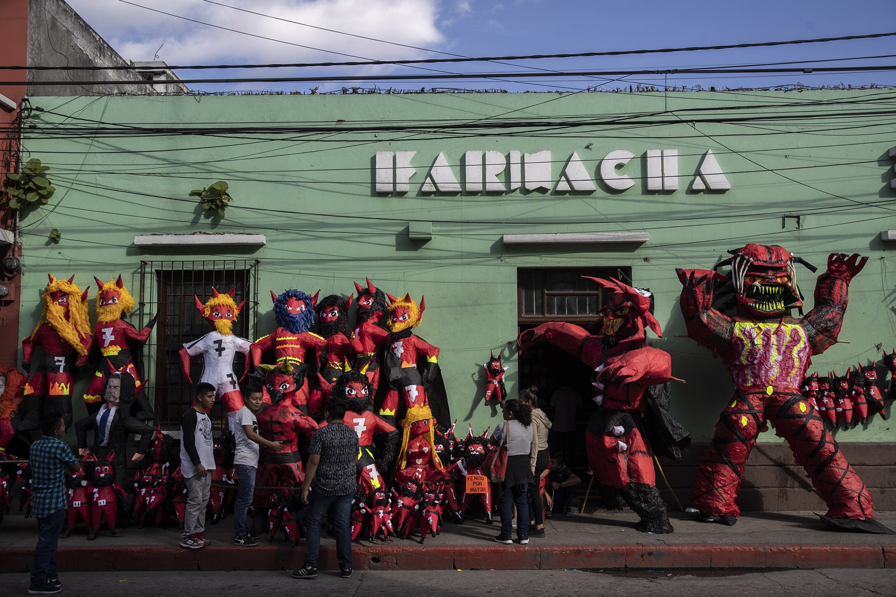 Mexican papier-mâché means a party on Day of the Dead and beyond