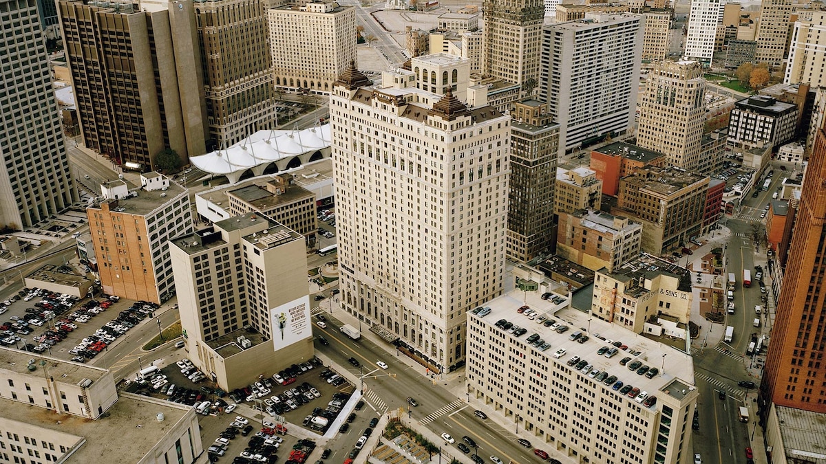 These Charts Show That Detroit Is Surprisingly Crowded | National ...