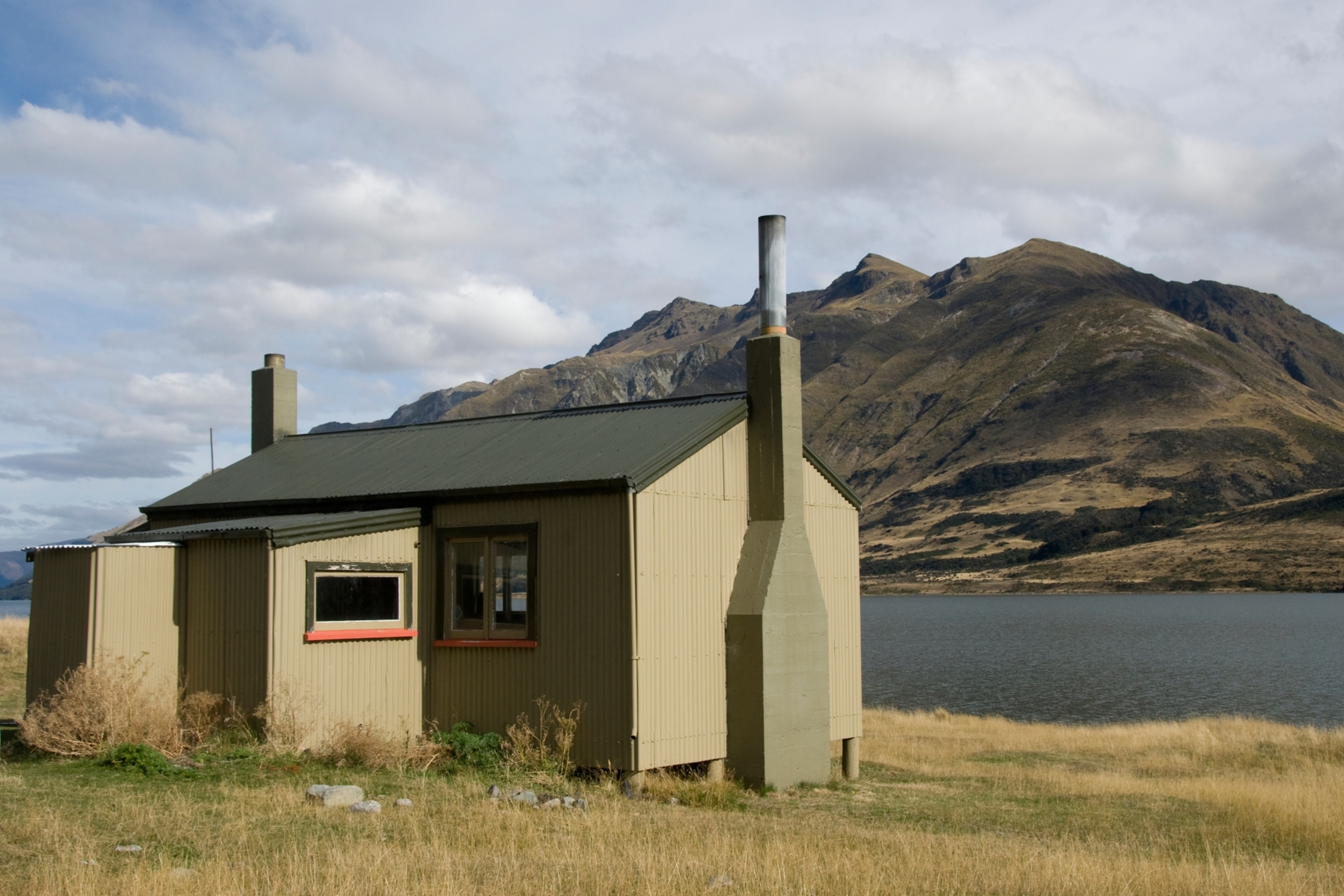 Here’s why hut-hiking is the best way to see New Zealand