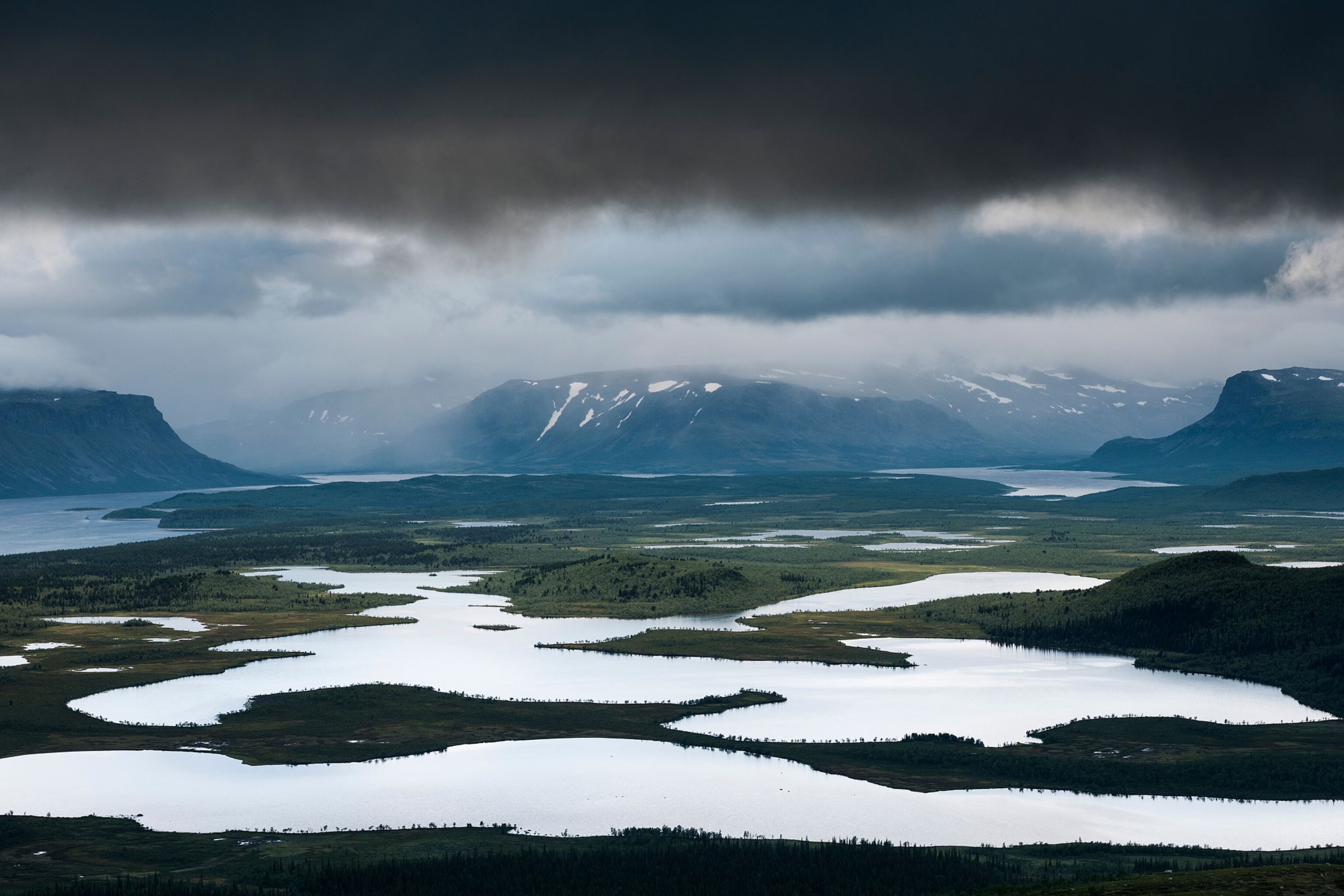 Husband and Wife Team Photograph the Solitude of Sweden’s Wild Landscapes