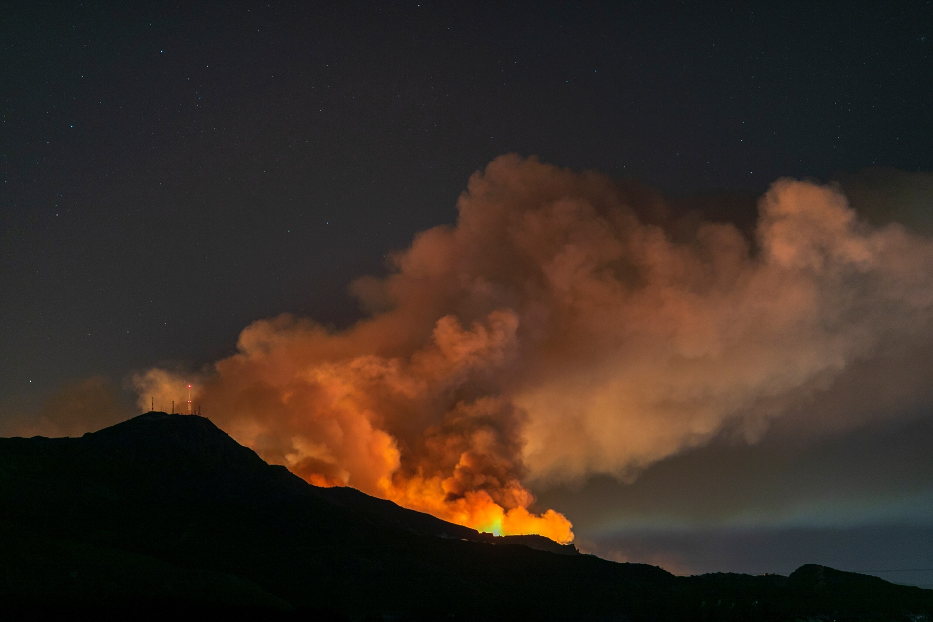 Santa Ana and Diablo winds make wildfires much more dangerous