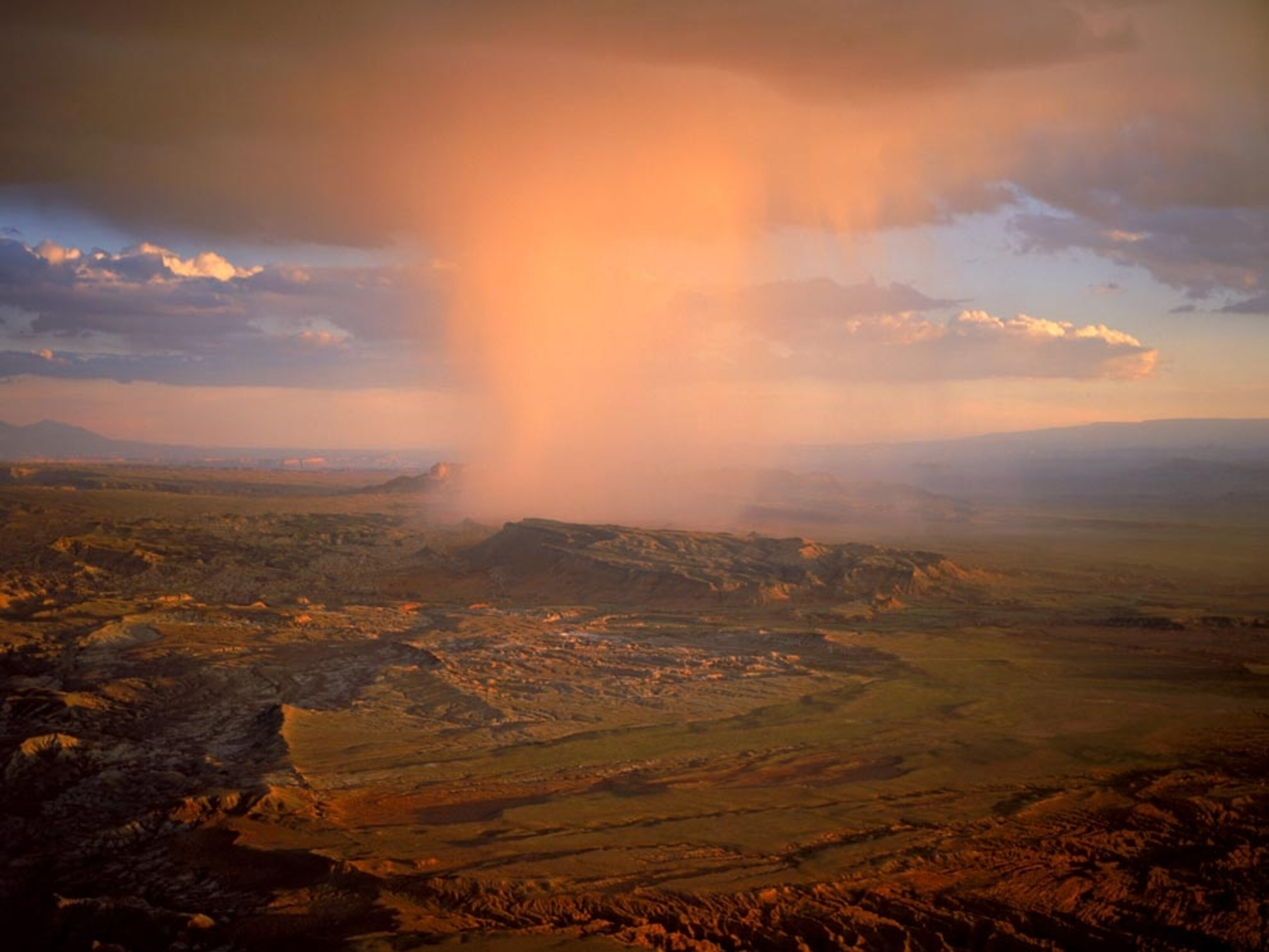 Weathering and Erosion Information and Effects | National Geographic