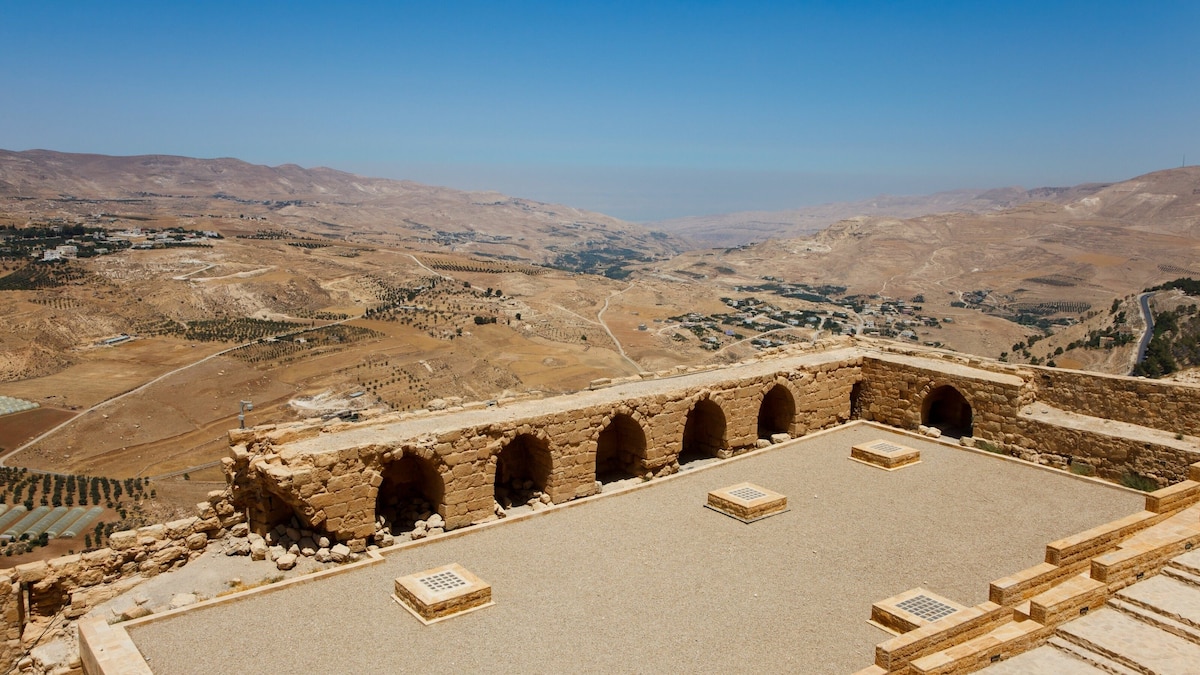 A complete guide to hiking the epic Jordan Trail | National Geographic