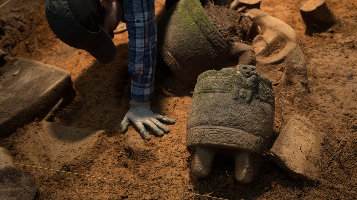 An Unexpected Technique Brings Artifacts to Life | National Geographic