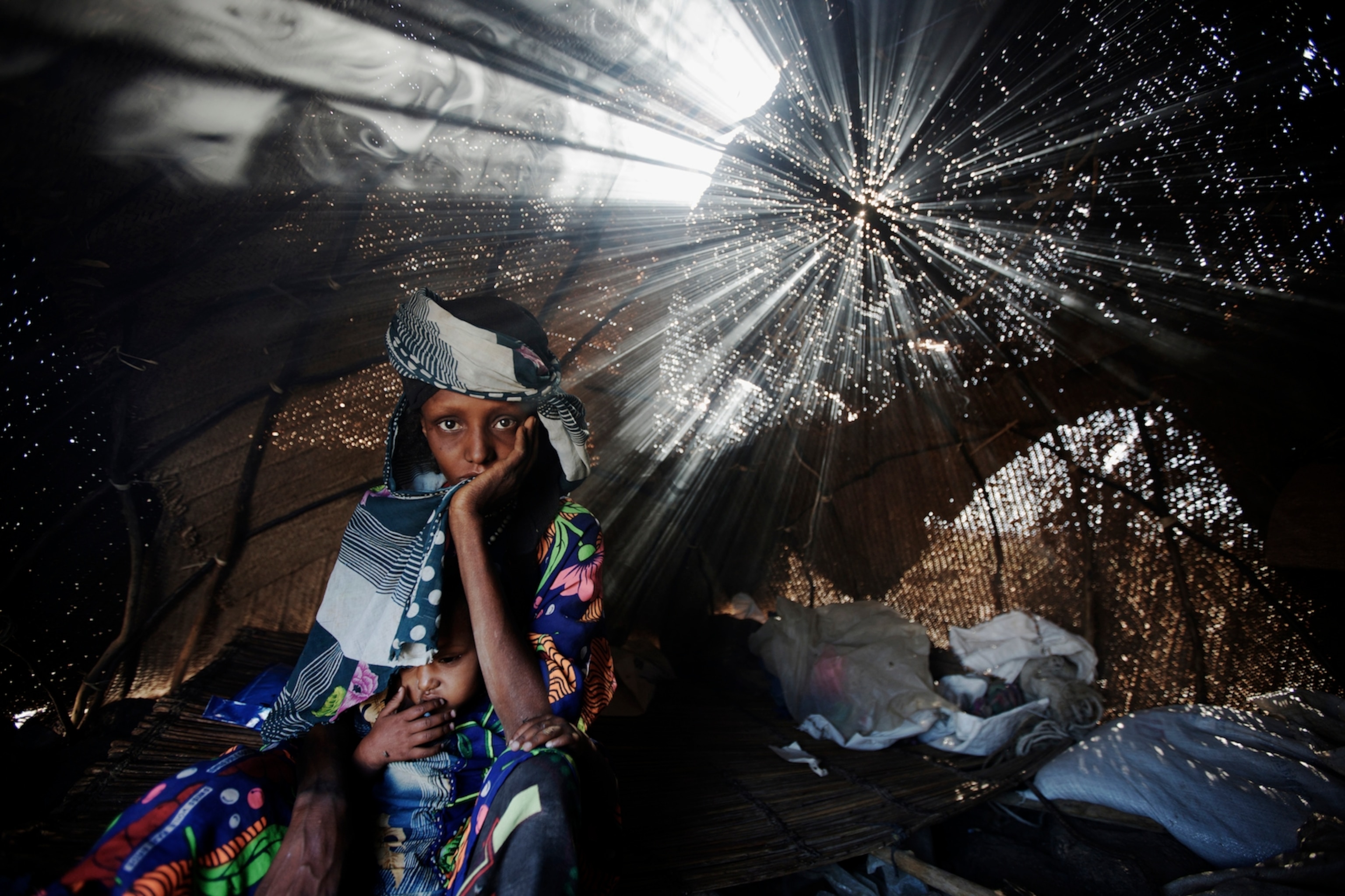 11 Heart-Wrenching Pictures Bring Refugee Crisis to Life
