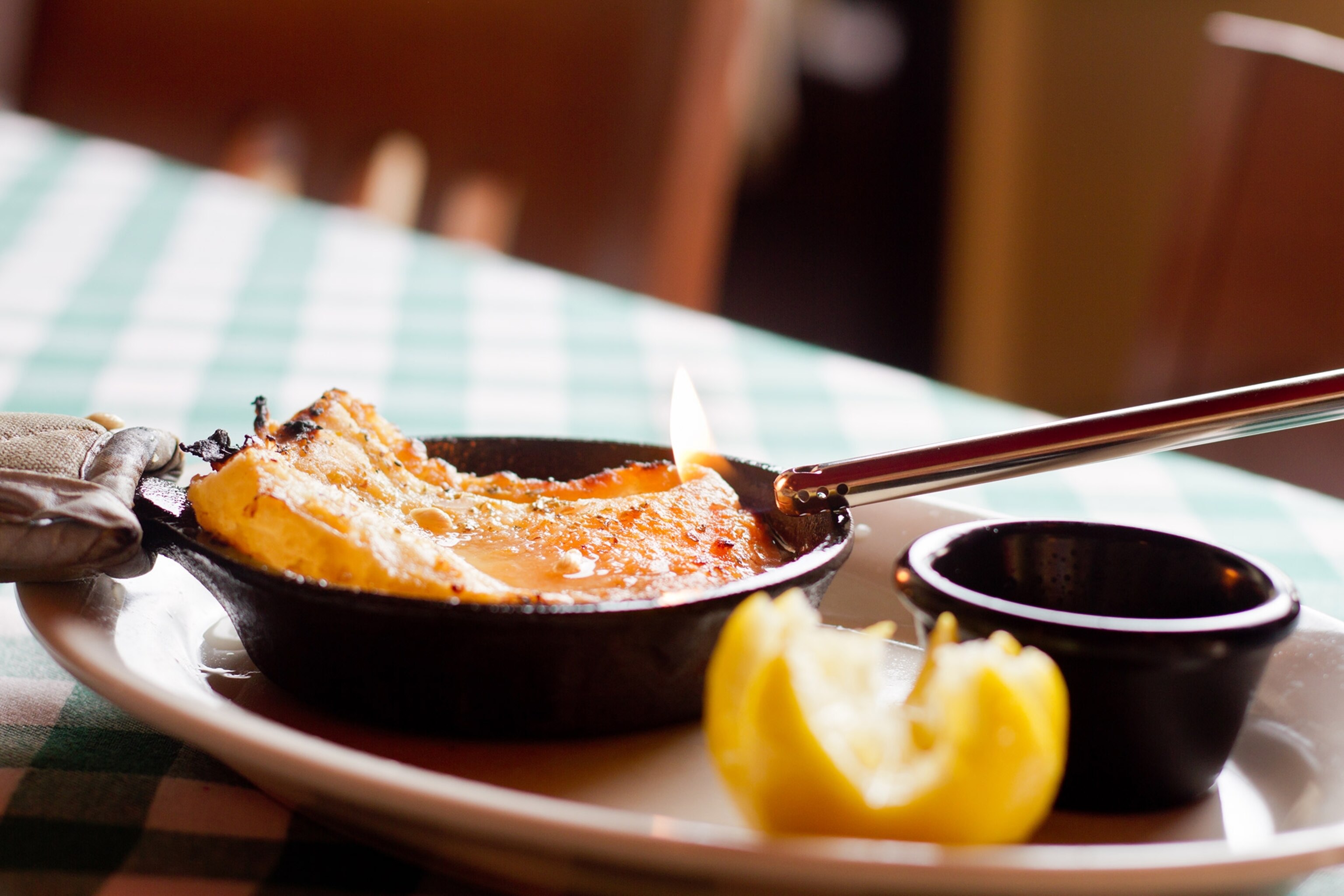 Liked ‘The Bear’? Eat your way around Chicago with these iconic dishes