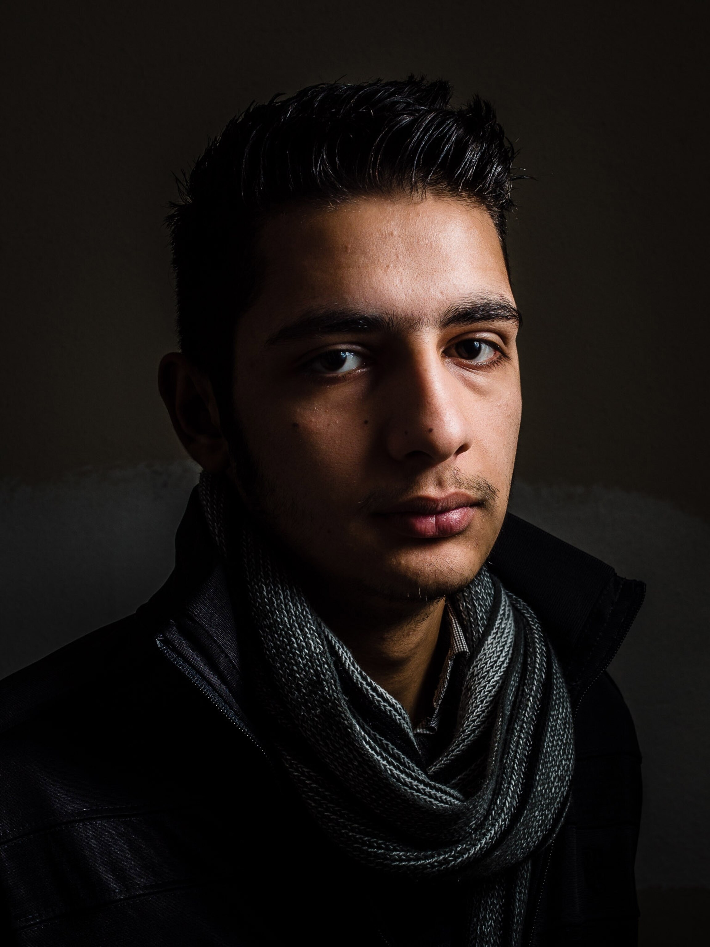 David Gross Captures Artistic Expressions of Syrian Refugee Children