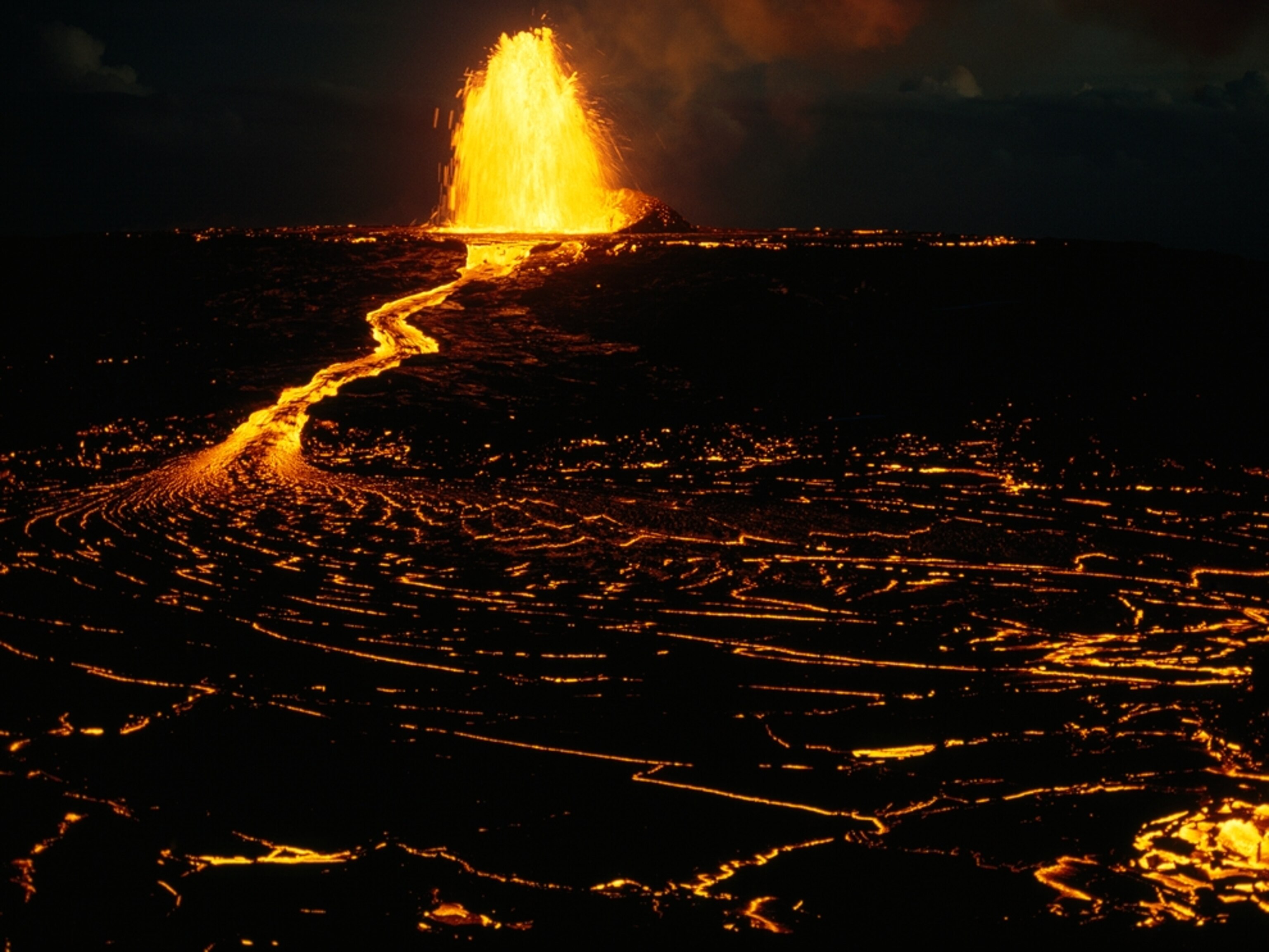 Lava Photos, Rock Pictures, Volcano Photos, Gallery, Wallpapers ...