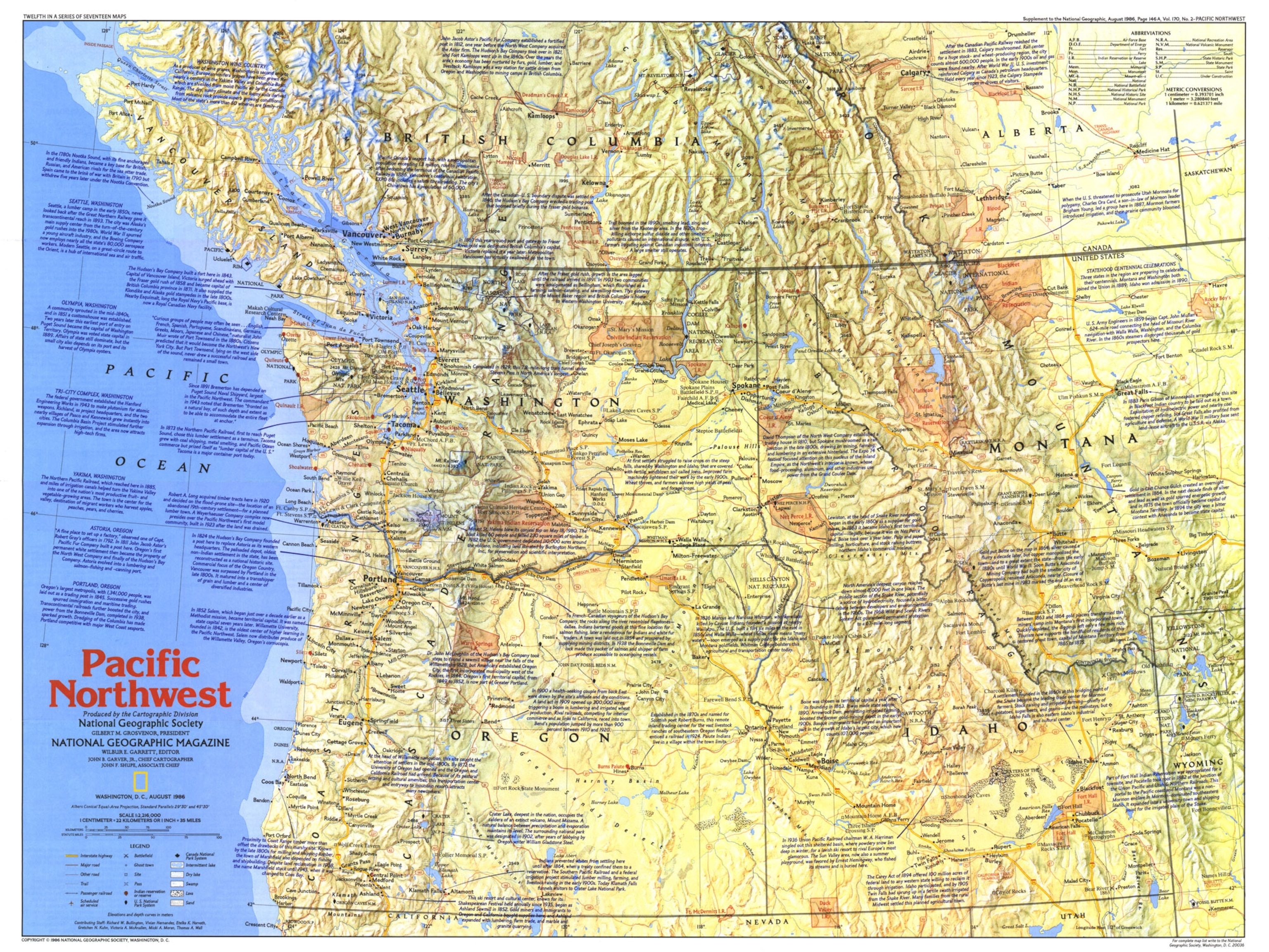 Explore 100 Years of National Geographic Pull-Out Maps