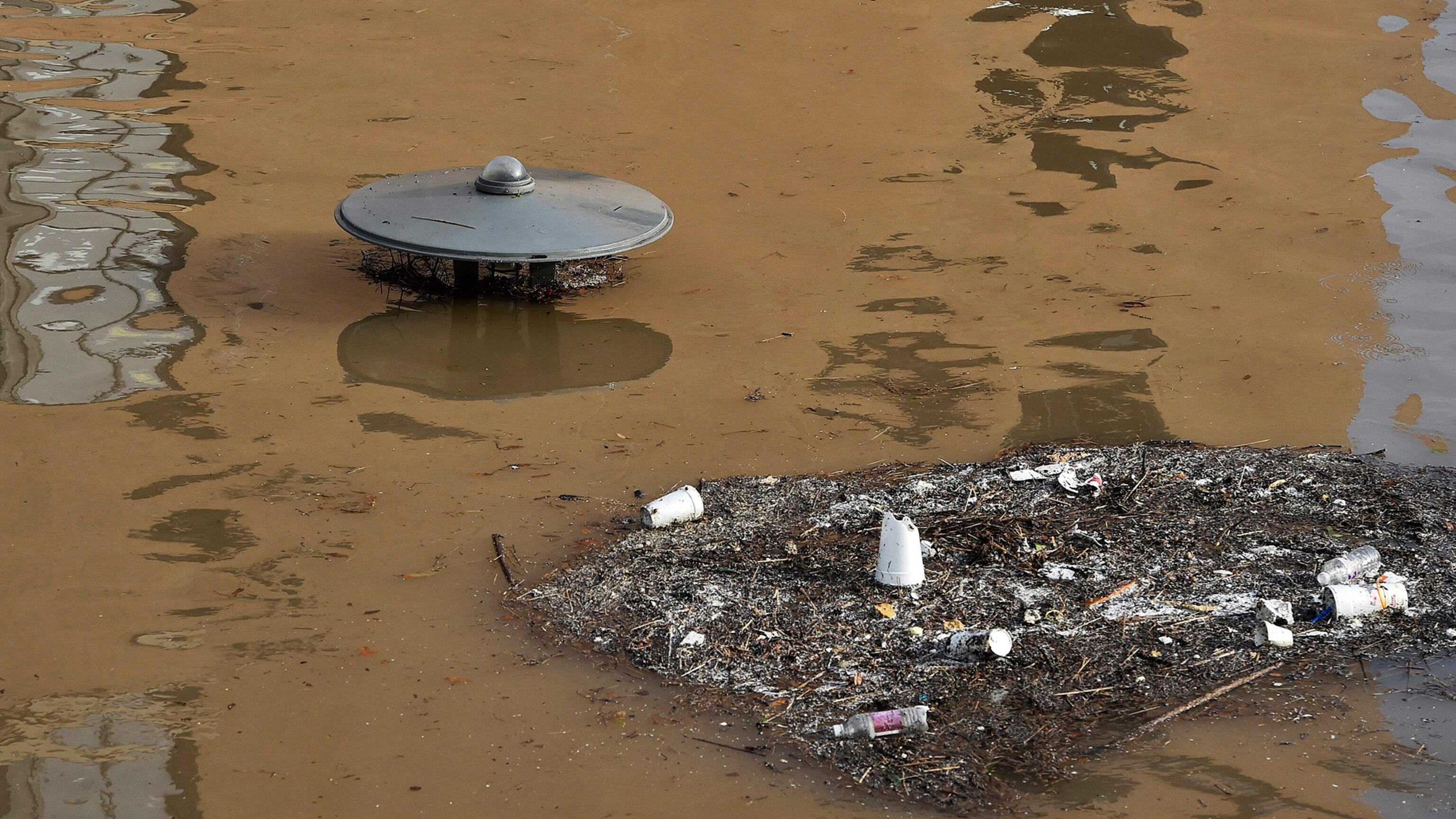 Texas, Oklahoma Floodwaters Contain Sewage, Other Pollutants