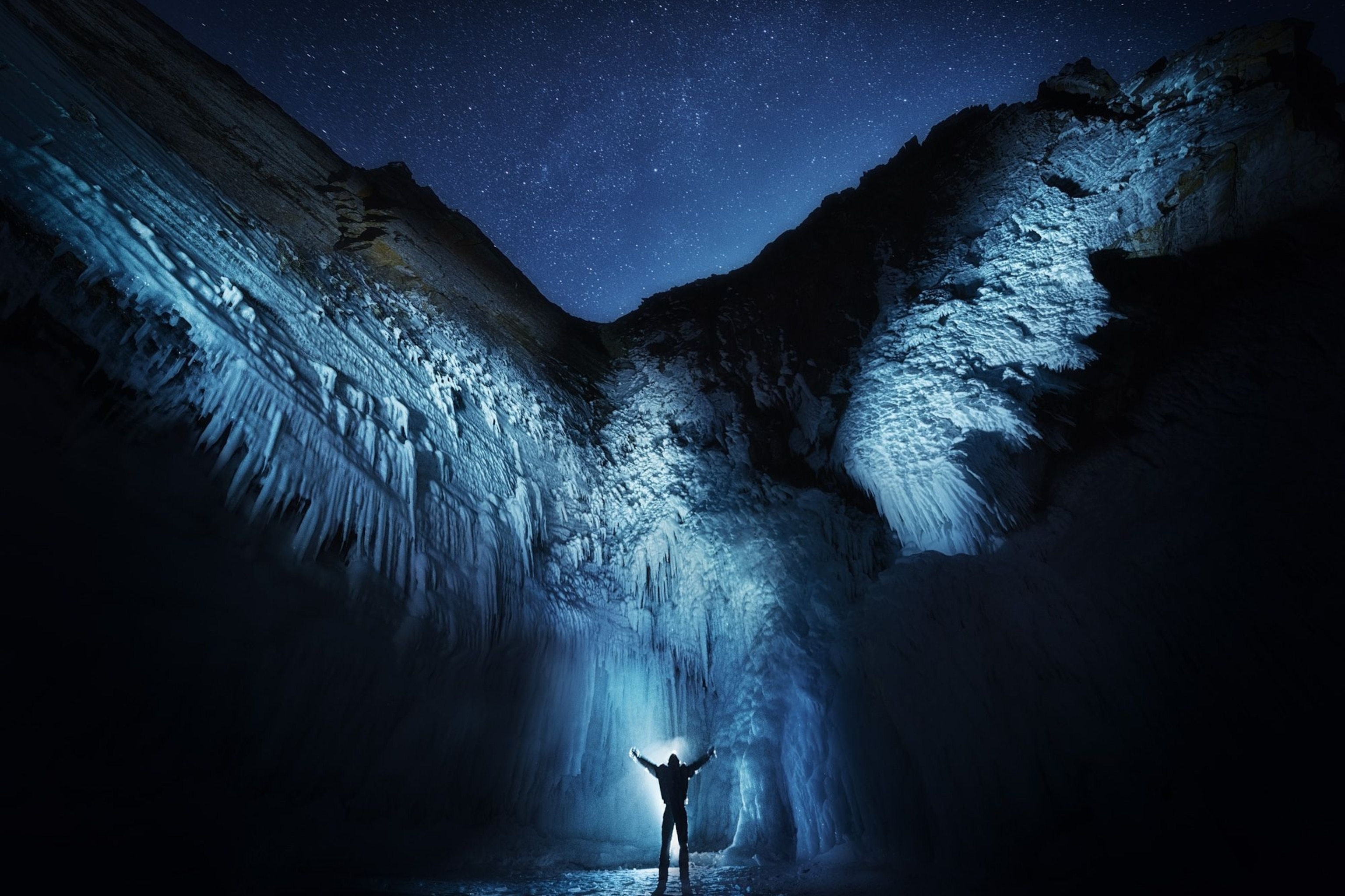 Photos of bright autumn views around the world