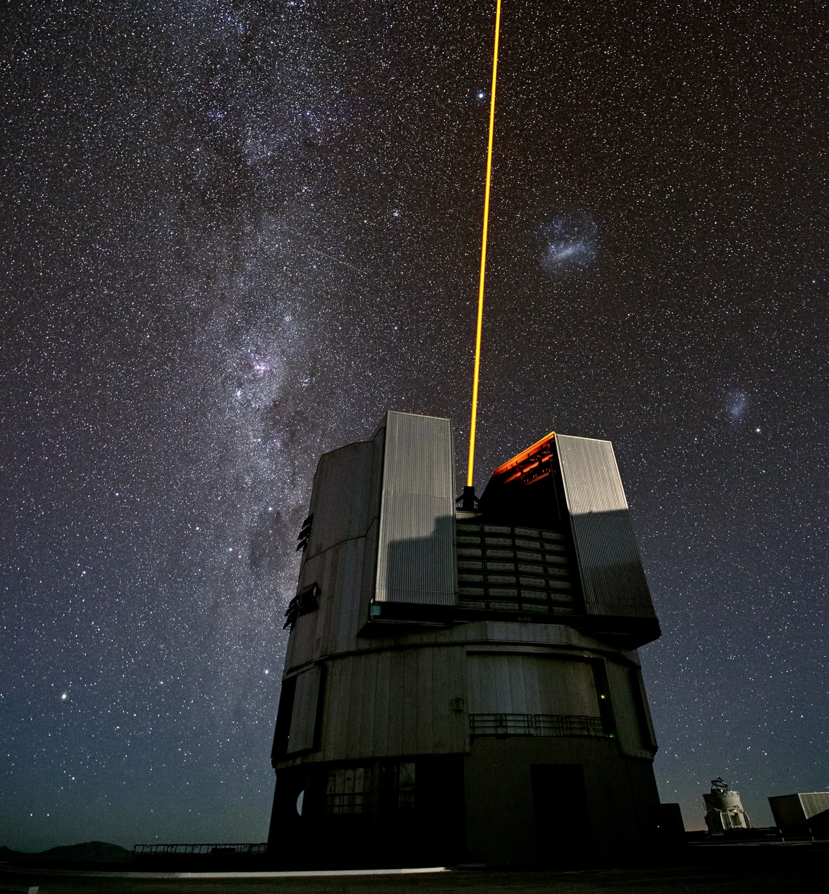 Space Pictures This Week: Double Moonbow, Twilight Comet | National ...