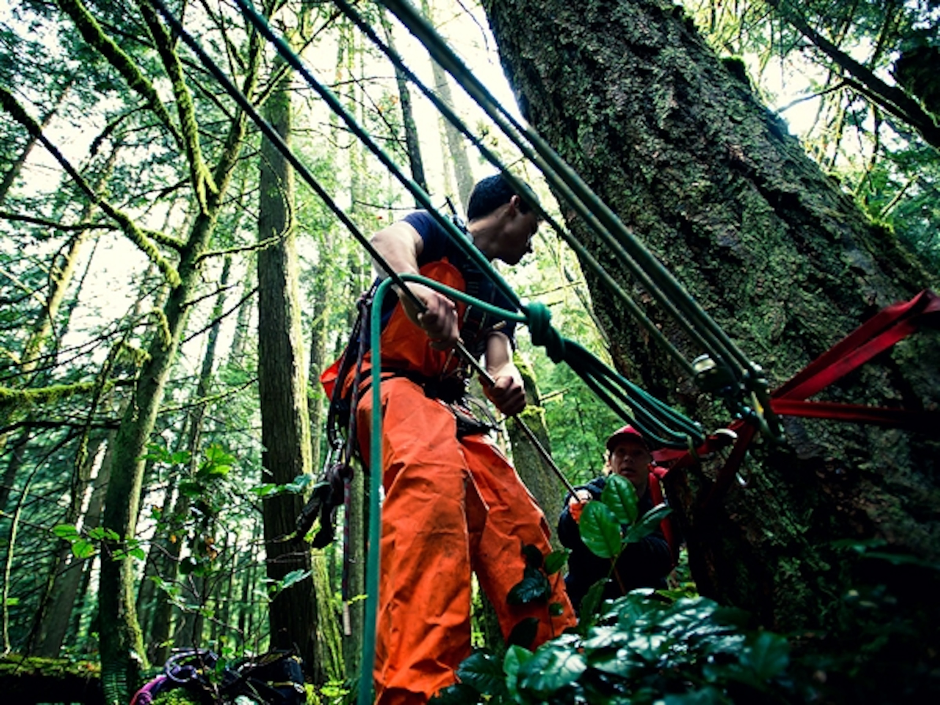Behind the Shot: Photographer Jordan Manley’s Tyrolean Traverse ...