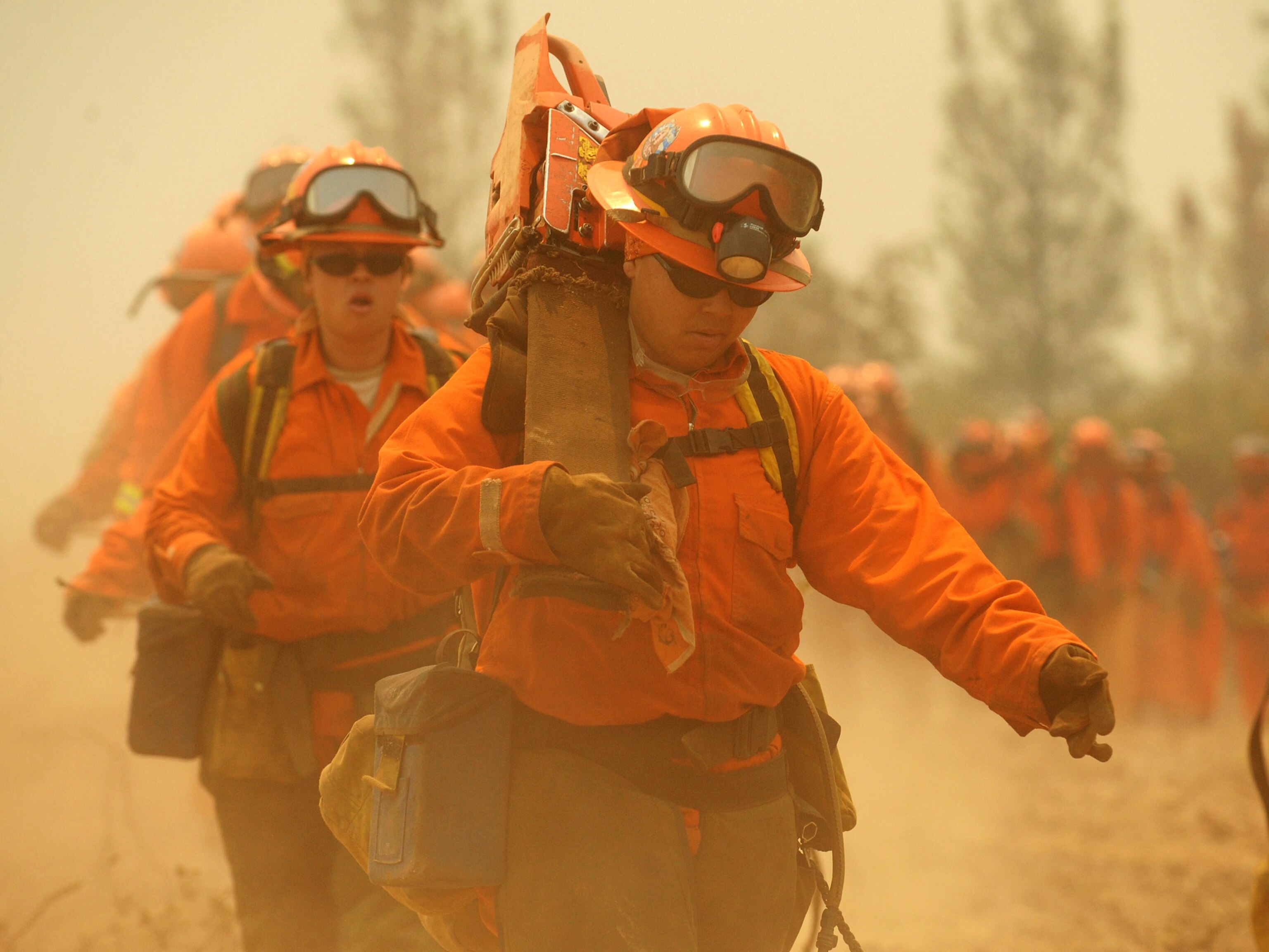 Rim Fire: Prisoners Helping to Battle Massive Blaze