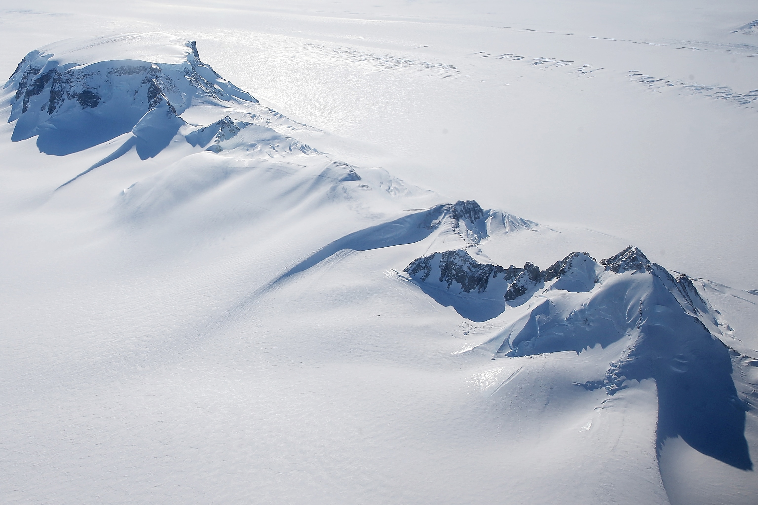 West Antarctica Ice Melting in NASA IceBridge Pictures
