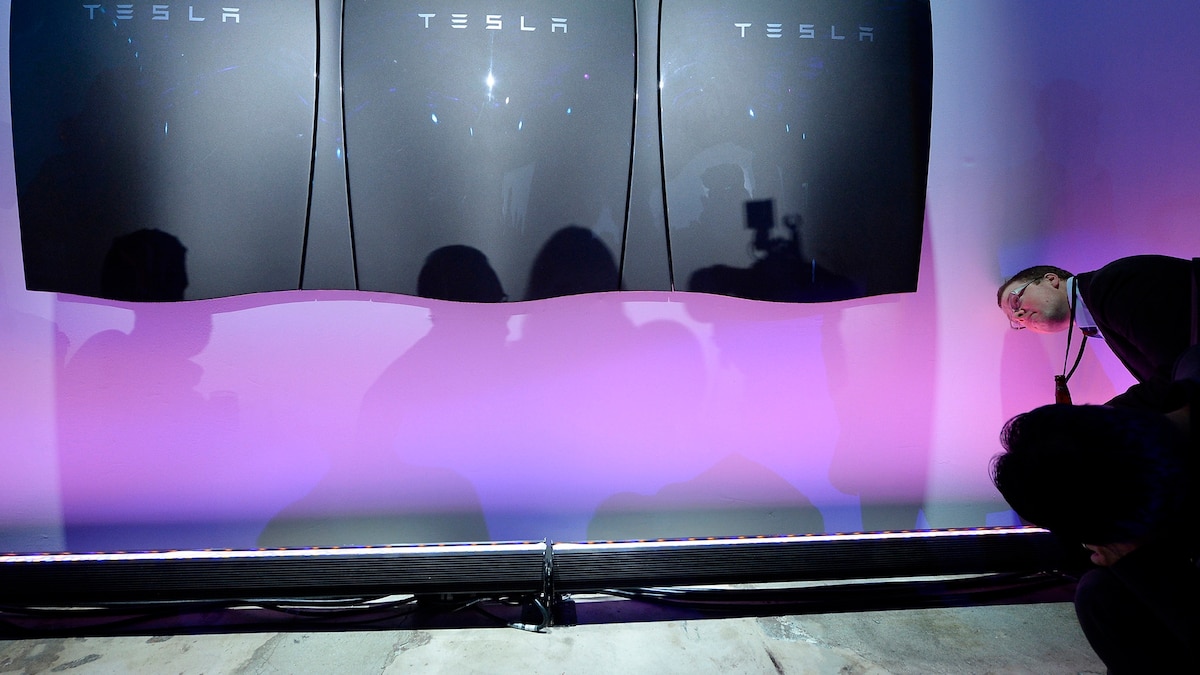 Tesla Unveils Home Battery: 5 Reasons It's a Big Deal | National Geographic