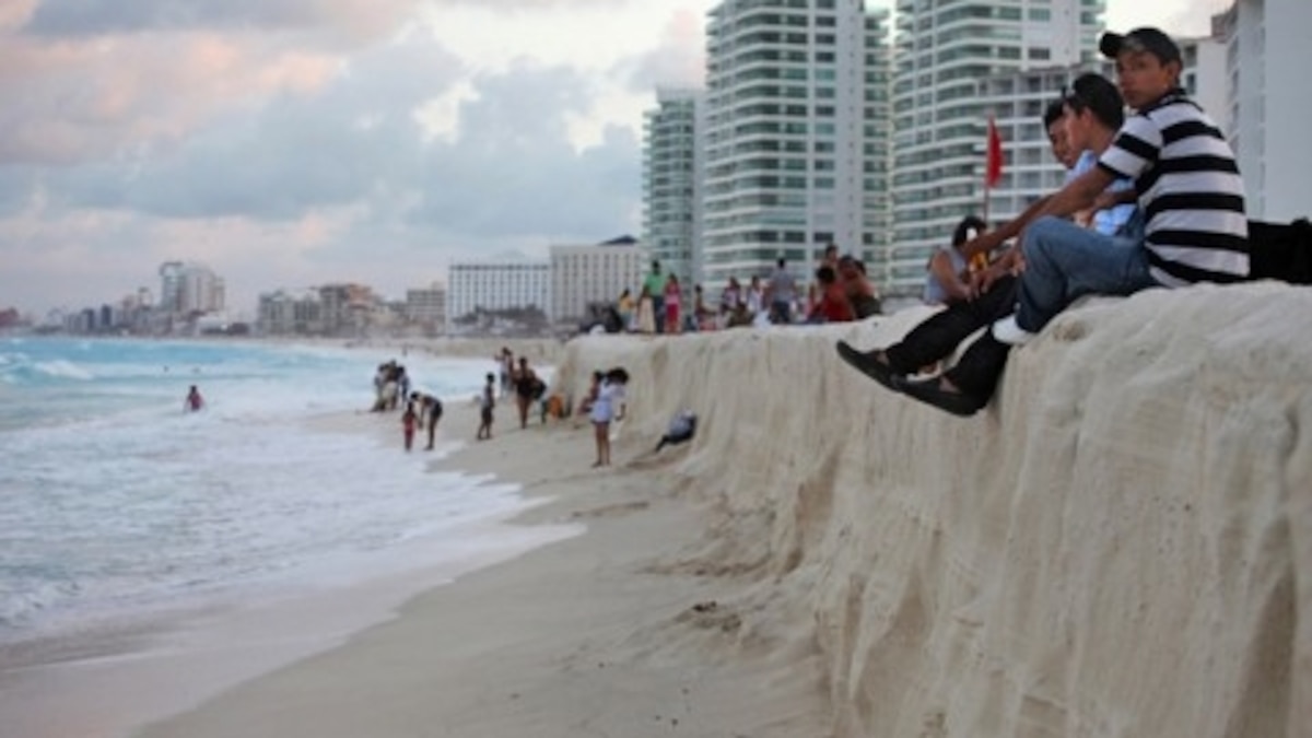 Cancun’s Disappearing Beach | National Geographic