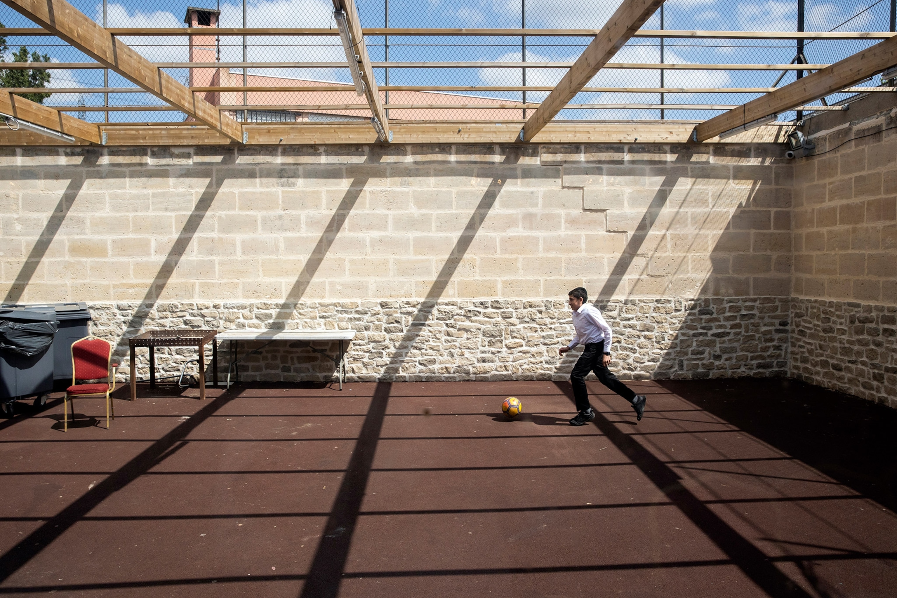 Why French Jews are leaving France