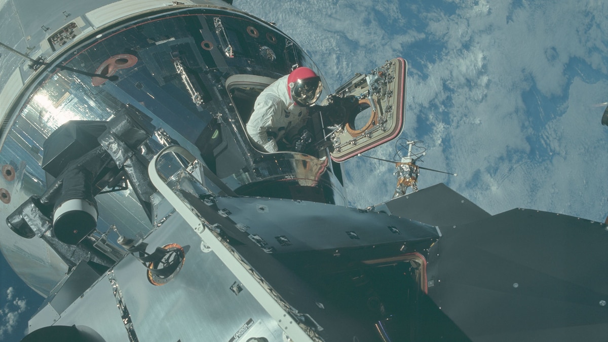 Our Favorite Pictures From the Apollo Mission Photo Dump | National ...