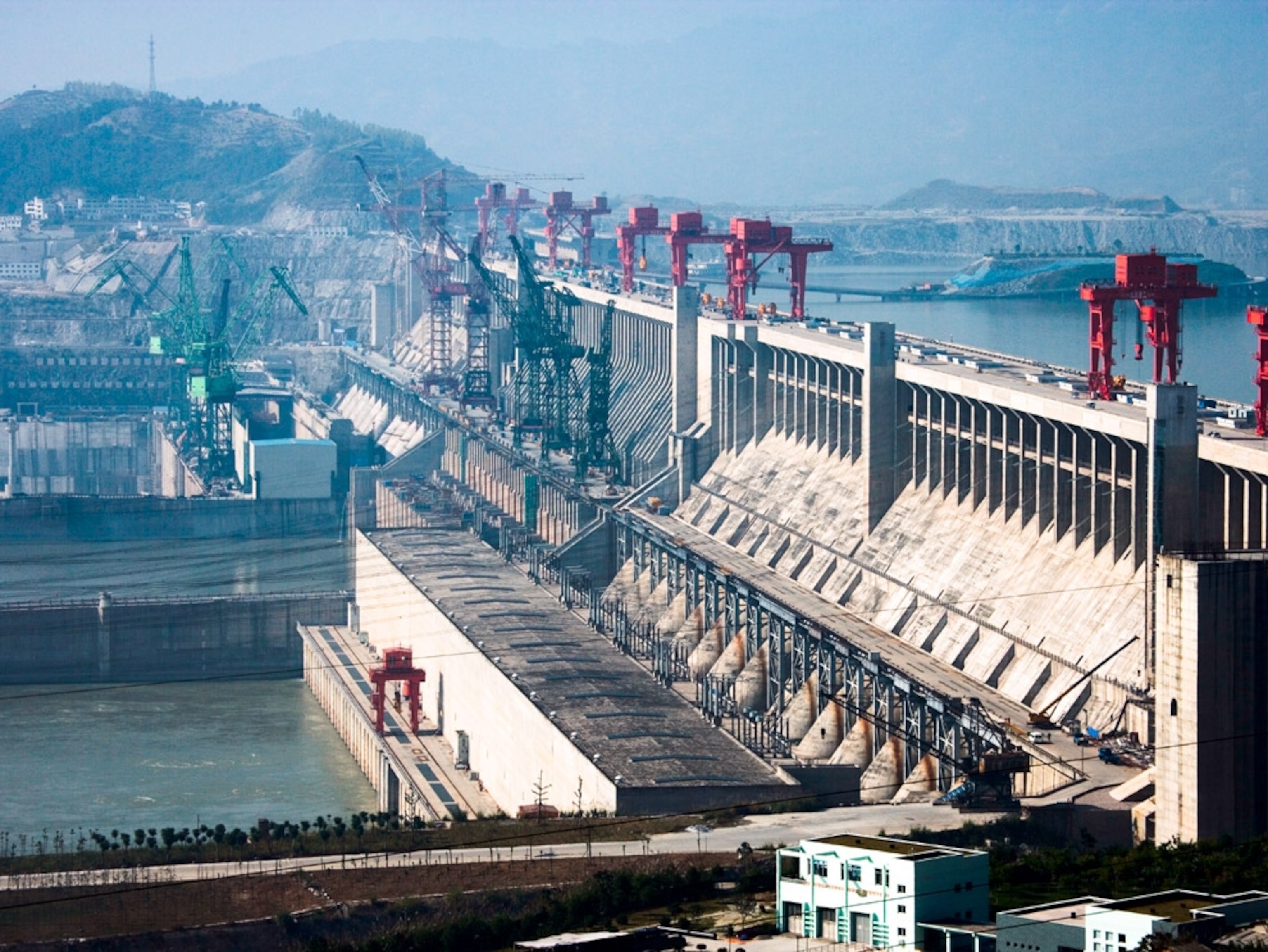 Dam, Levee, and Irrigation Photos -- National Geographic