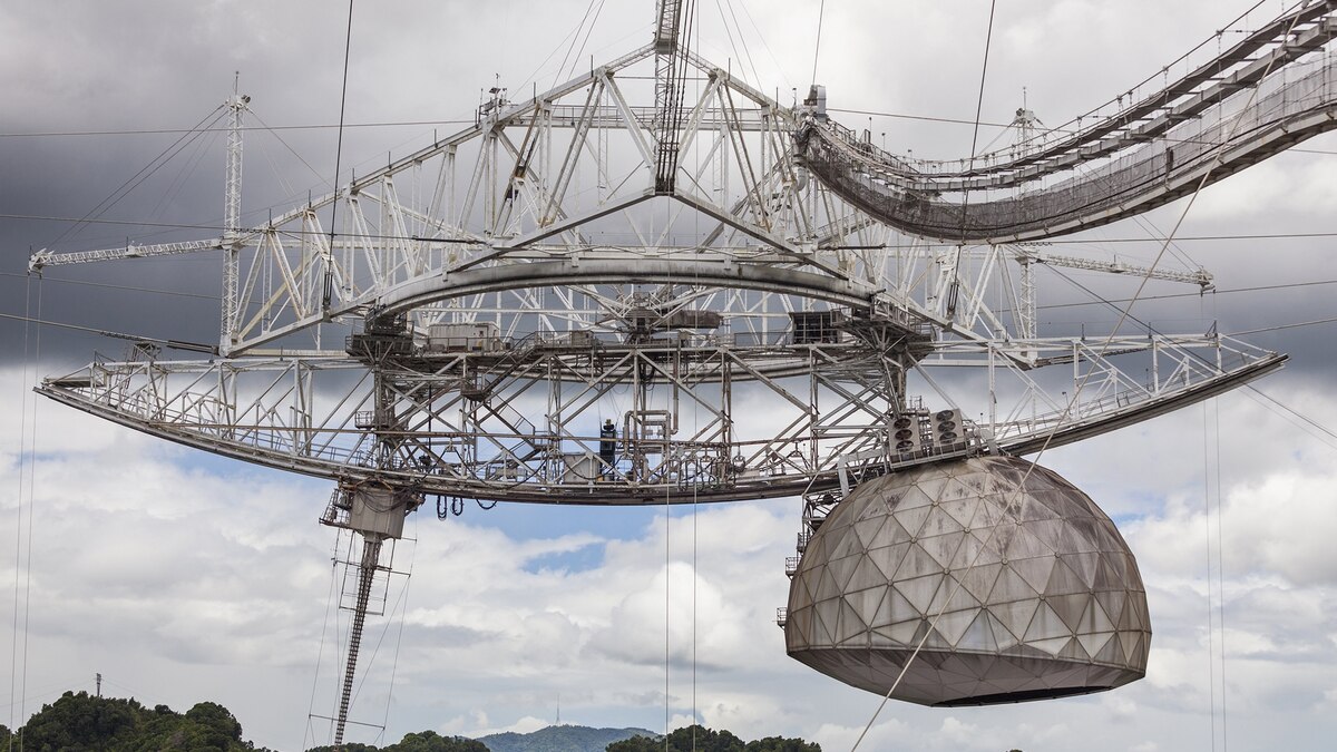 Astronomers Discover a New Kind of Radio Blast From Space | National ...