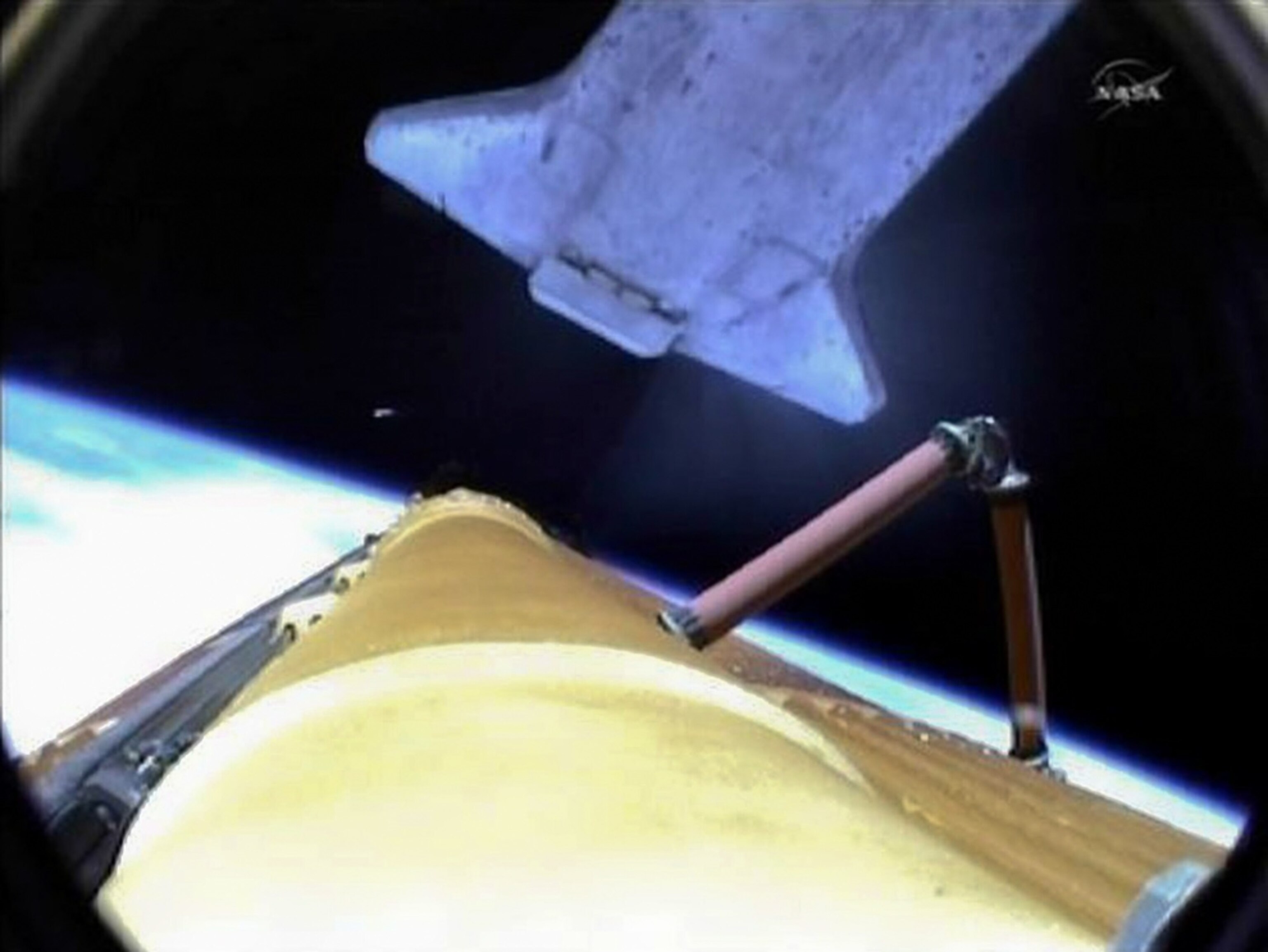 Space Shuttle Pictures: NASA's Last Launch a Success