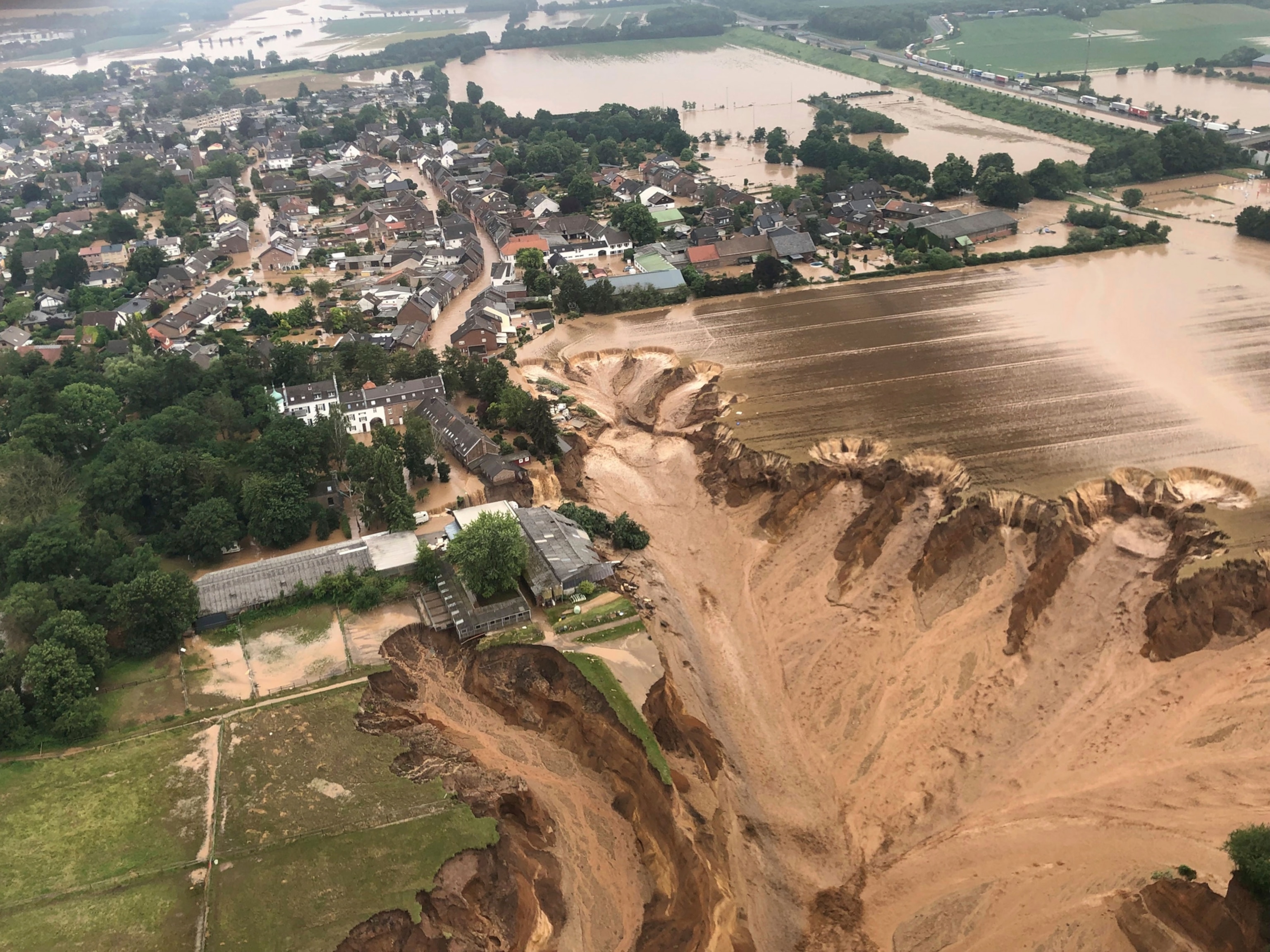 Experts Fear Germanys Deadly Floods Are Glimpse Into Climate Future
