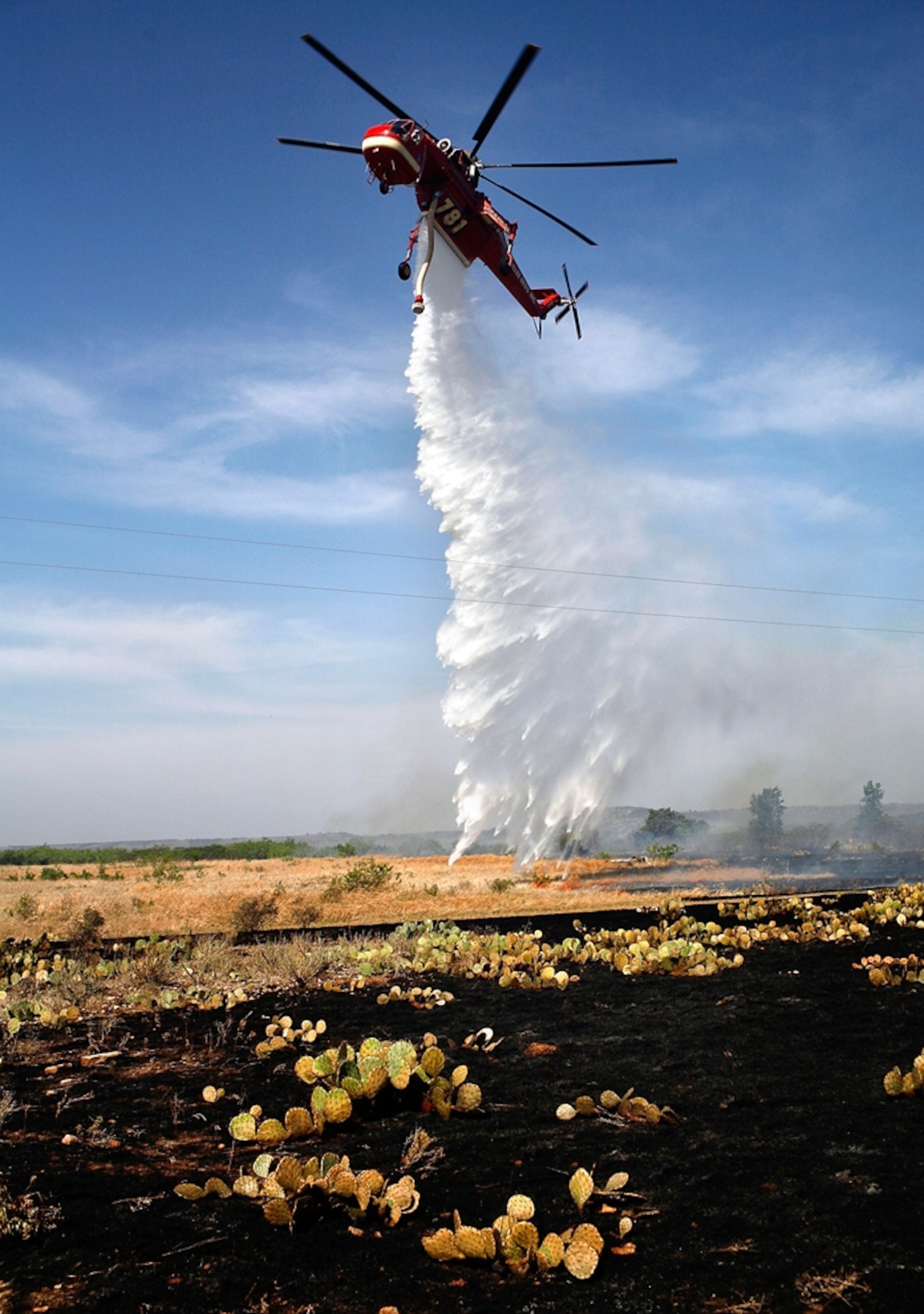 Texas Wildfire Pictures: Crews Fight Statewide Blaze | National Geographic