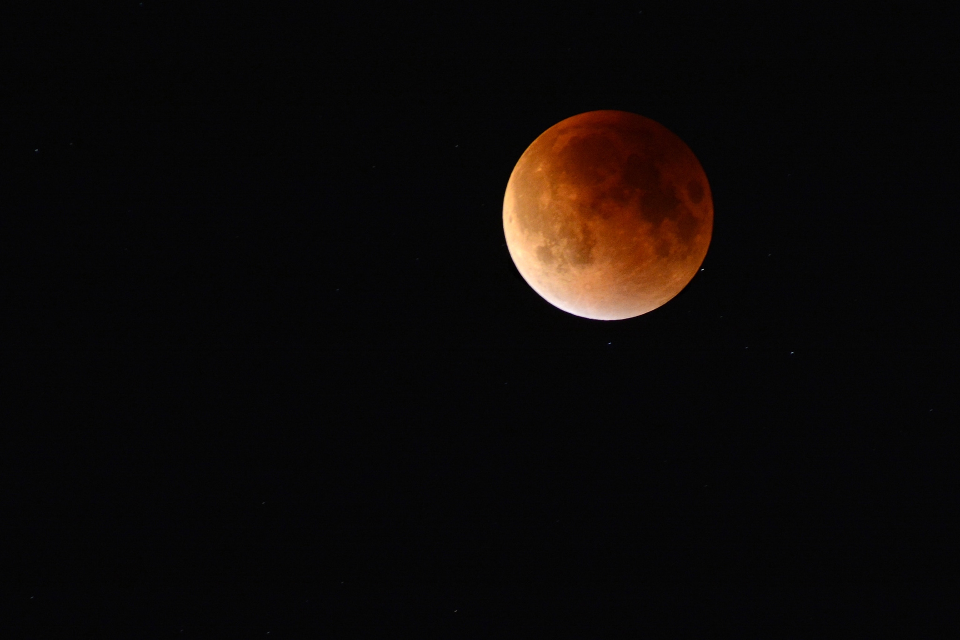 Lunar Eclipse and 10 More Can’t-Miss Sky Events in February | National ...