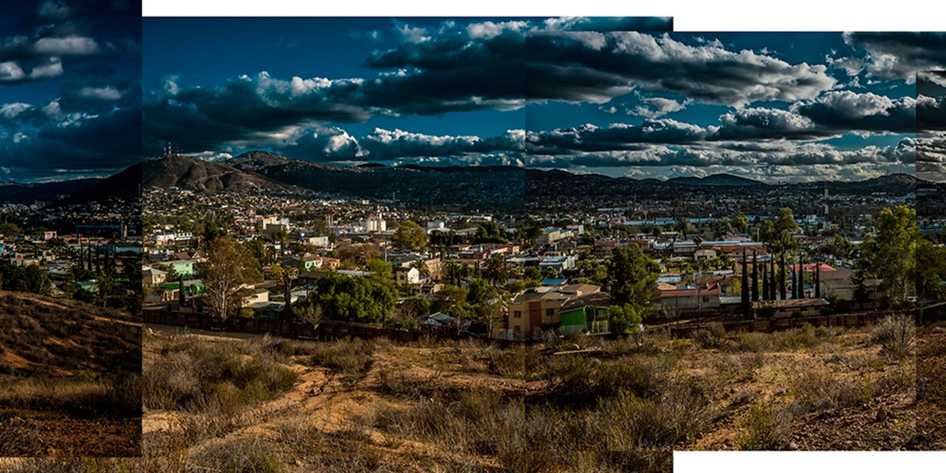 See panoramic views of the U.S.-Mexico border wall