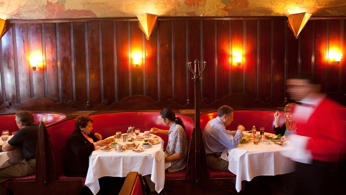 Are Restaurants Big Food or Small Business? | National Geographic