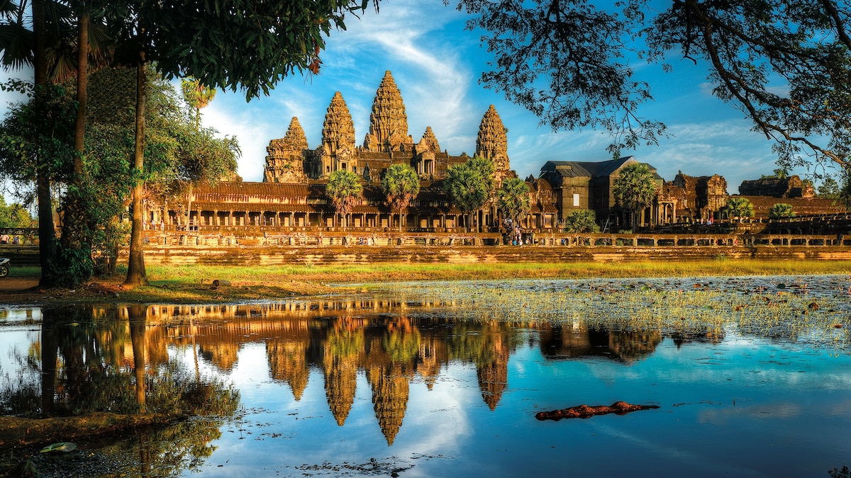Angkor Wat, the world's biggest religious complex, is sacred to two ...