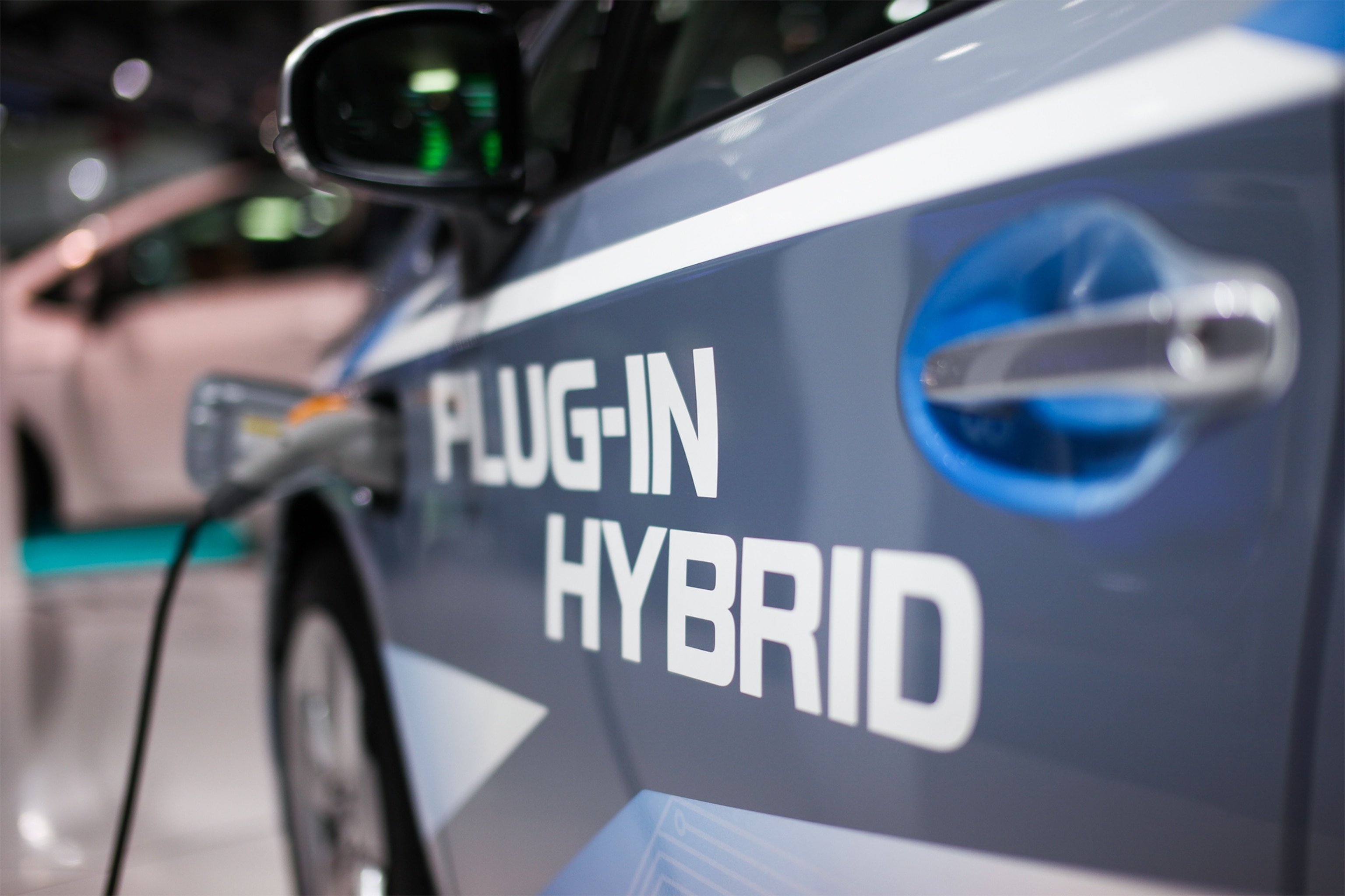 Ready, Set, Power Up—Can the U.S. Win the Race to Create a Superbattery ...