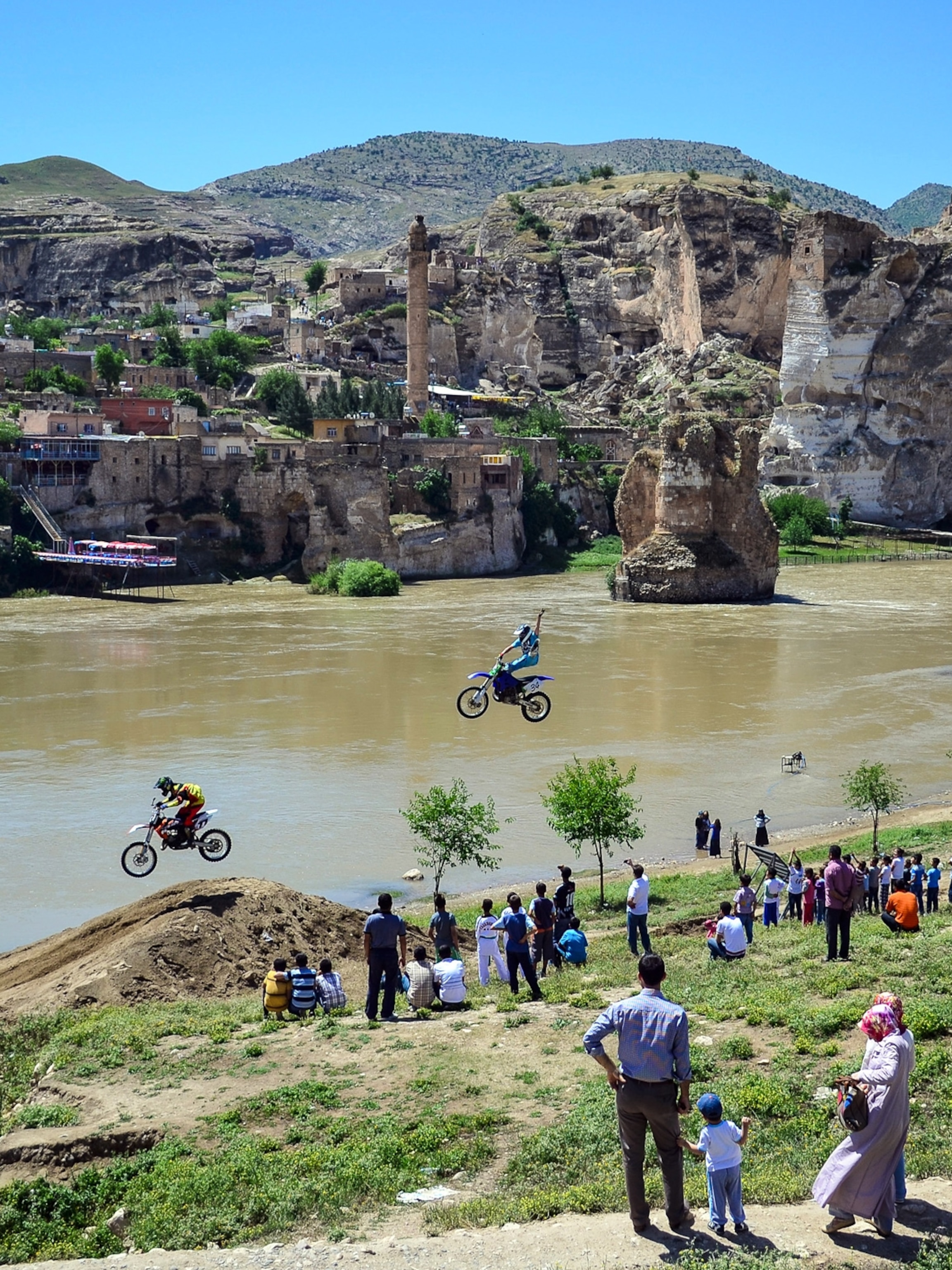 Tigris And Euphrates Rivers Flooding