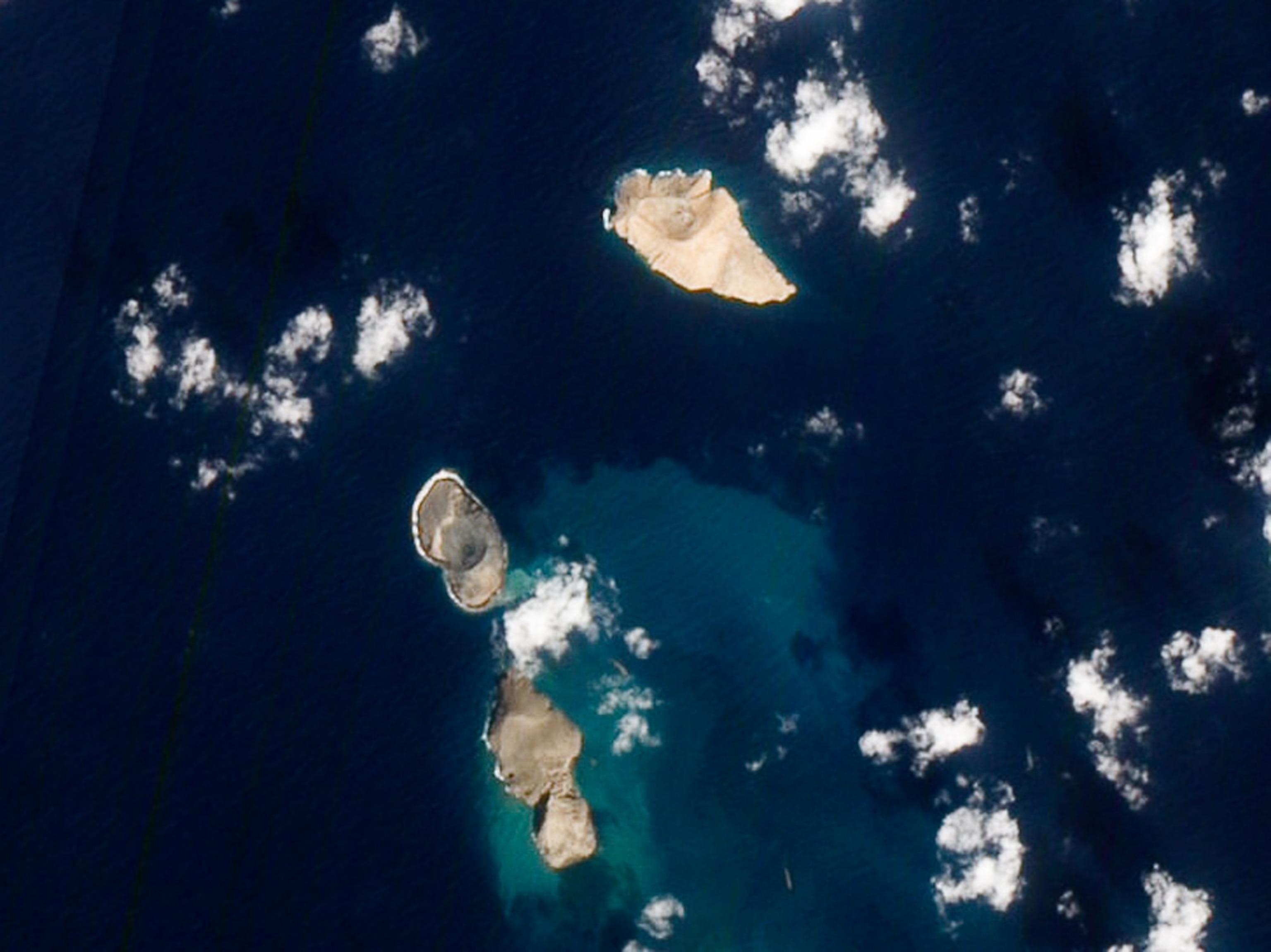 New Island Born—Future Tourism Hot Spot? | National Geographic