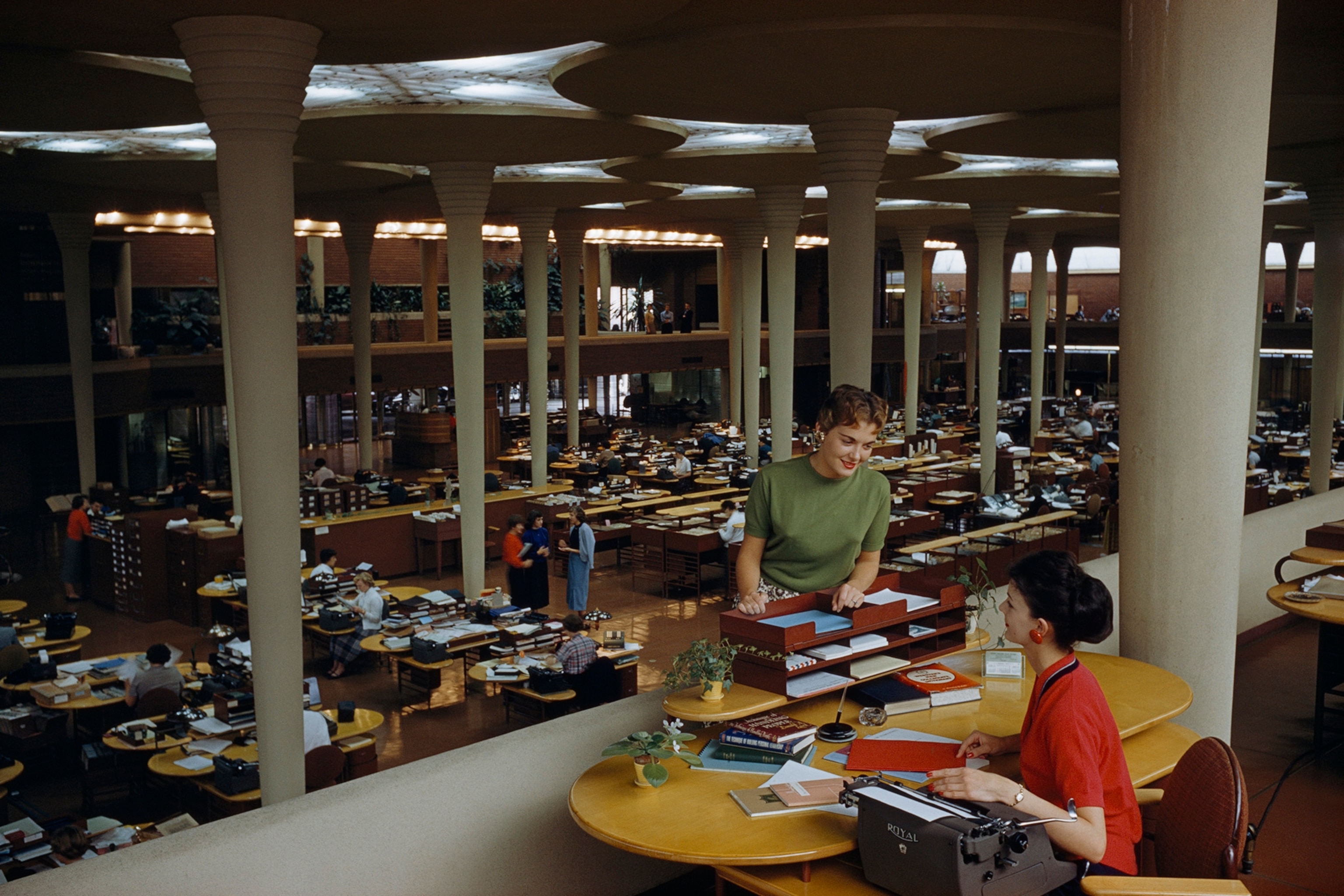 27 photos from the Nat Geo archives that turn back the clock